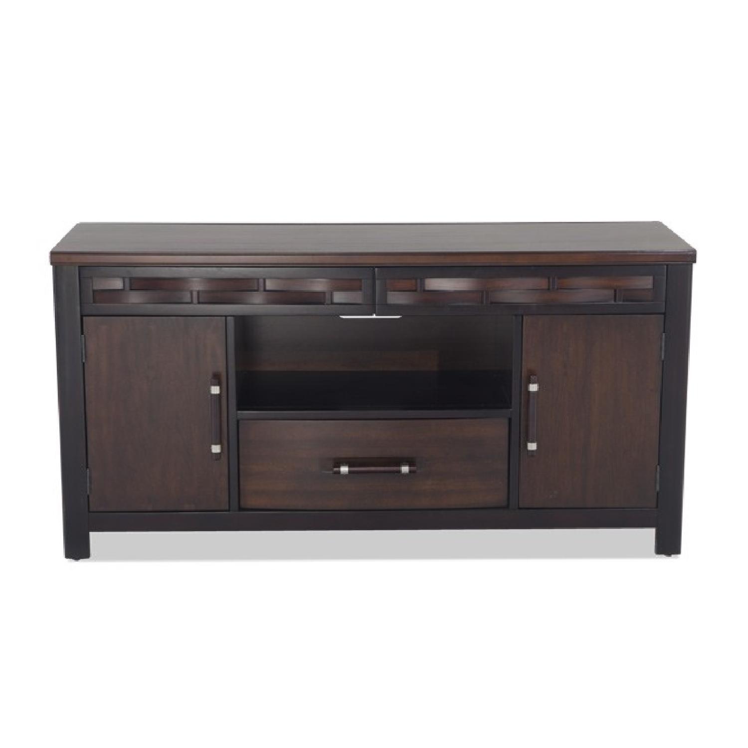 Bob's Traditional TV Console - AptDeco