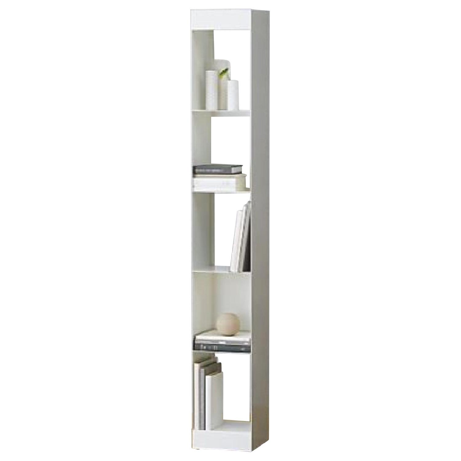CB2 White High Gloss Metal Tower - AptDeco