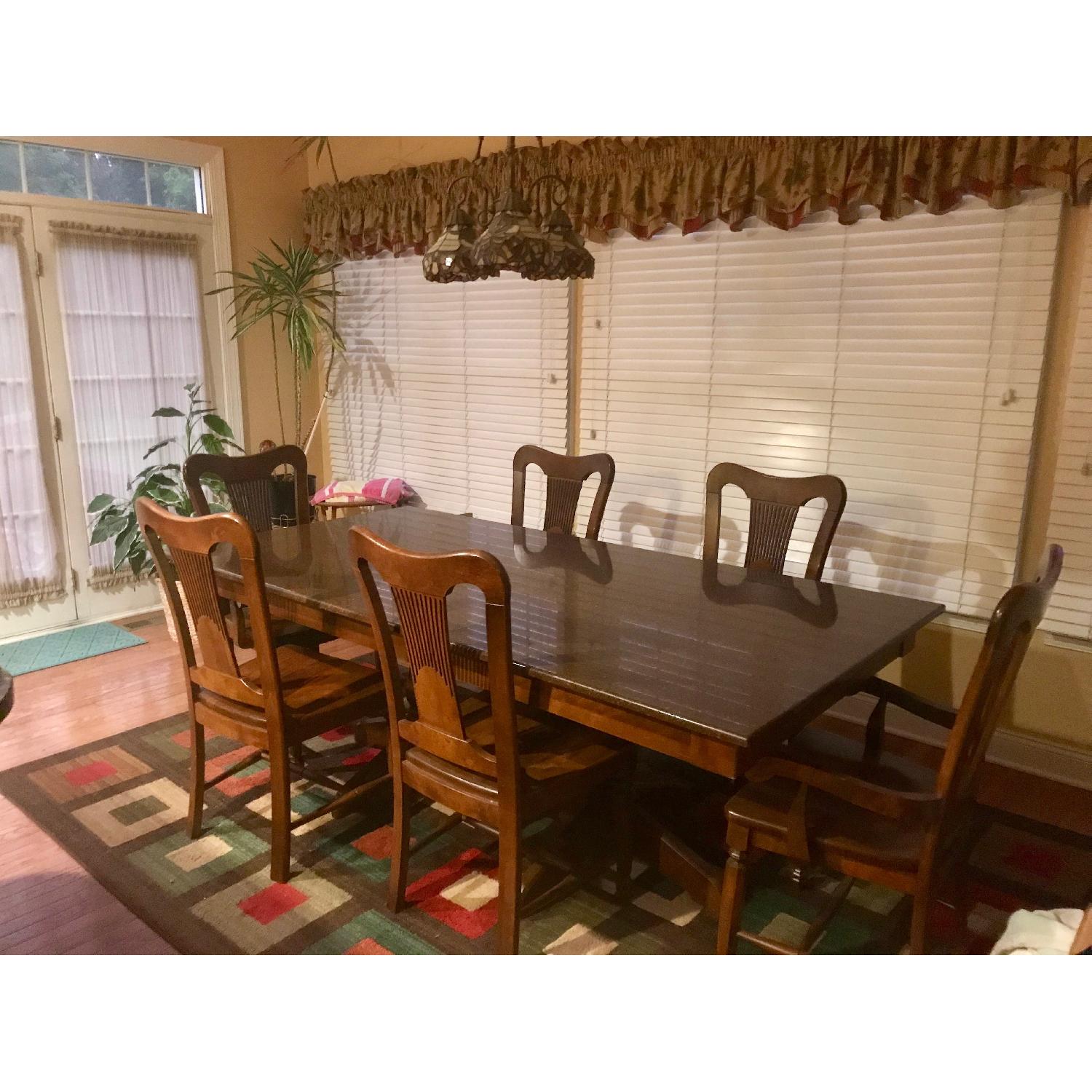 Silestone Top Dining Table w/ 6 Chairs - AptDeco