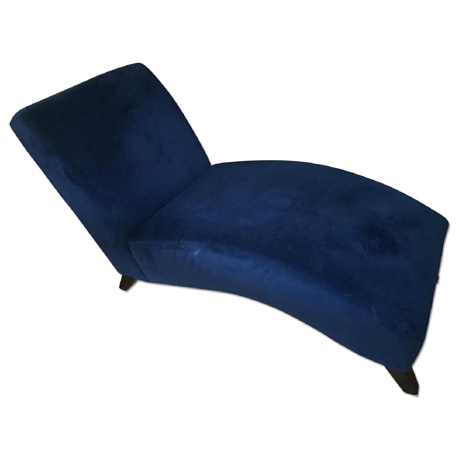 Royal Blue Velvet Chaise Lounge - AptDeco