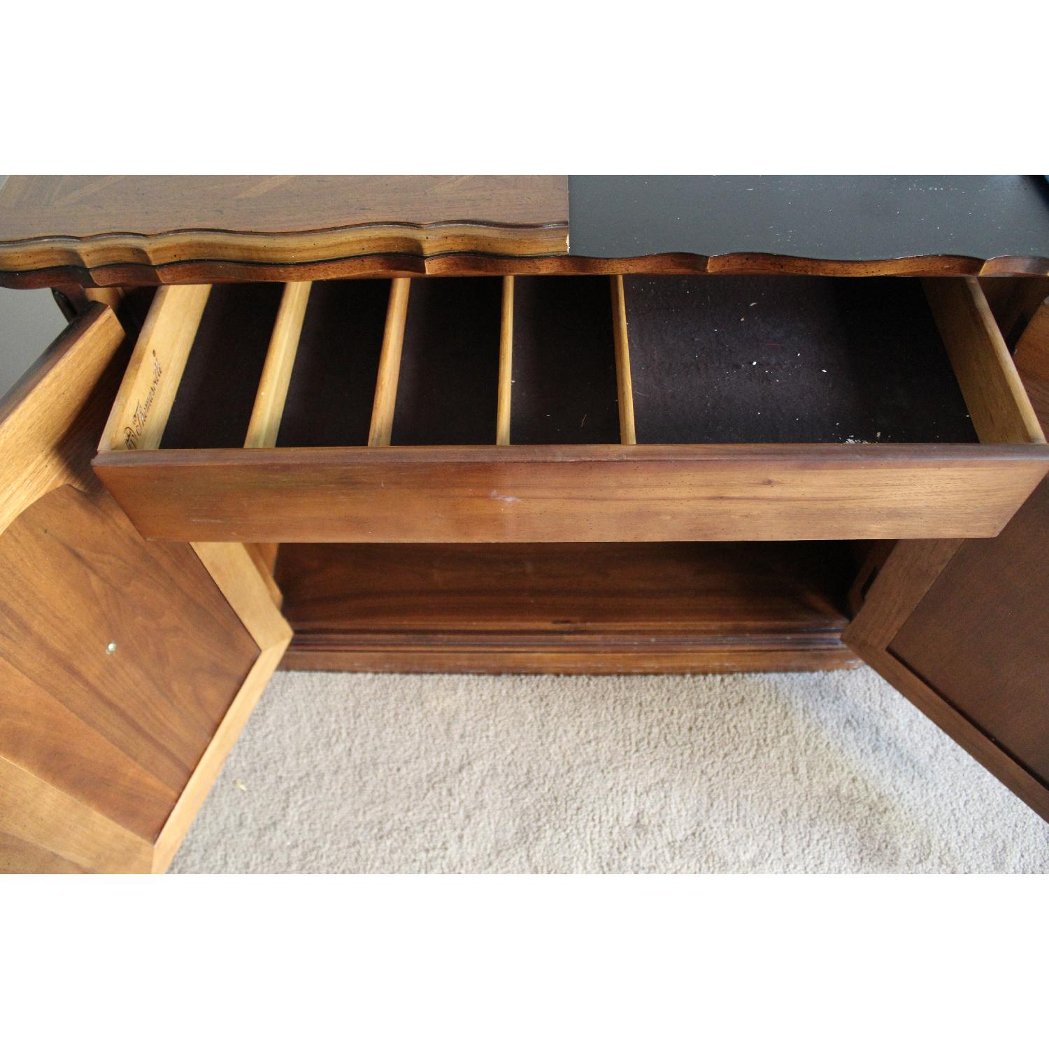 Thomasville Vintage Wood Flip Top Server Bar/Liquor Cabinet Sideboard - AptDeco