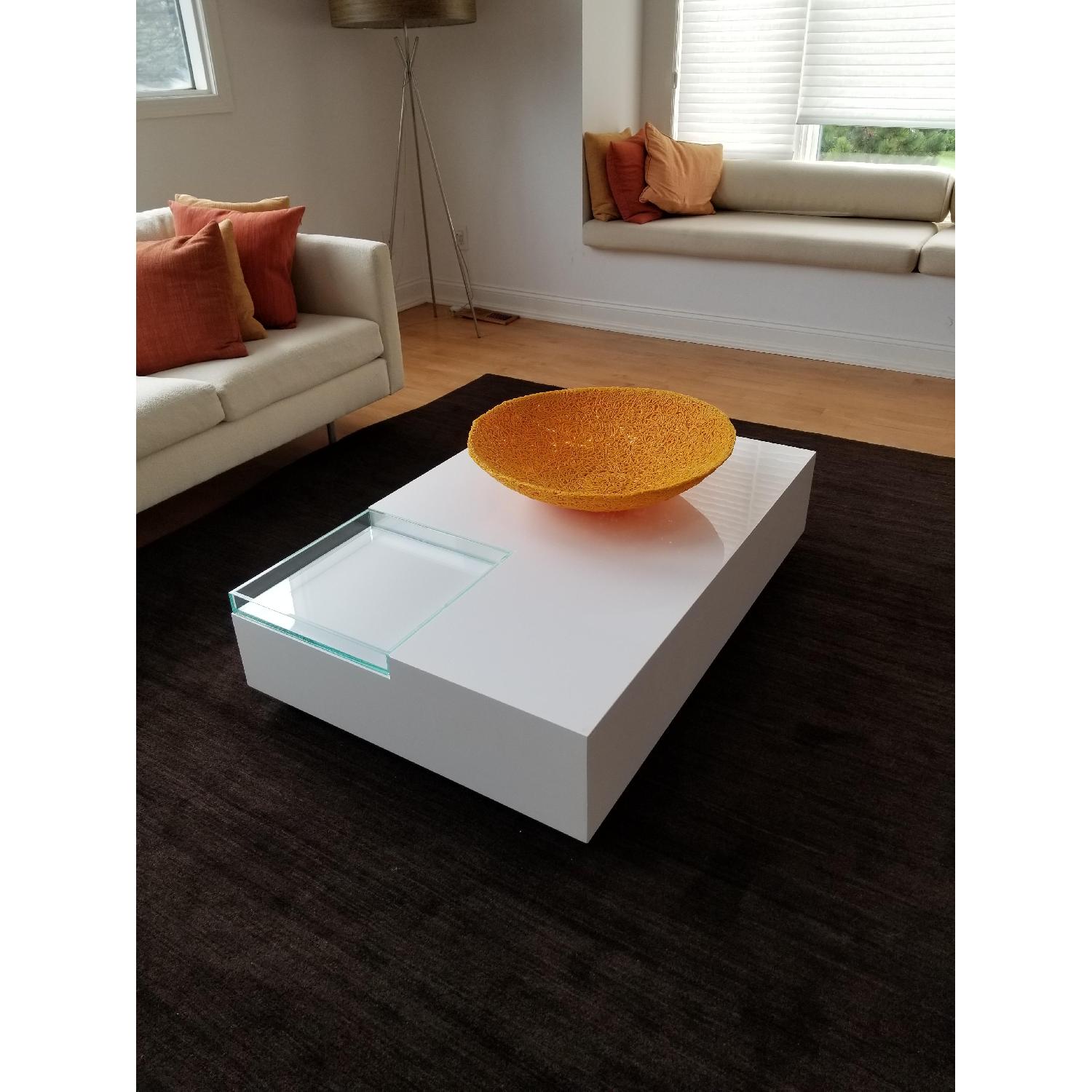 White Lacquer Coffee Table - AptDeco