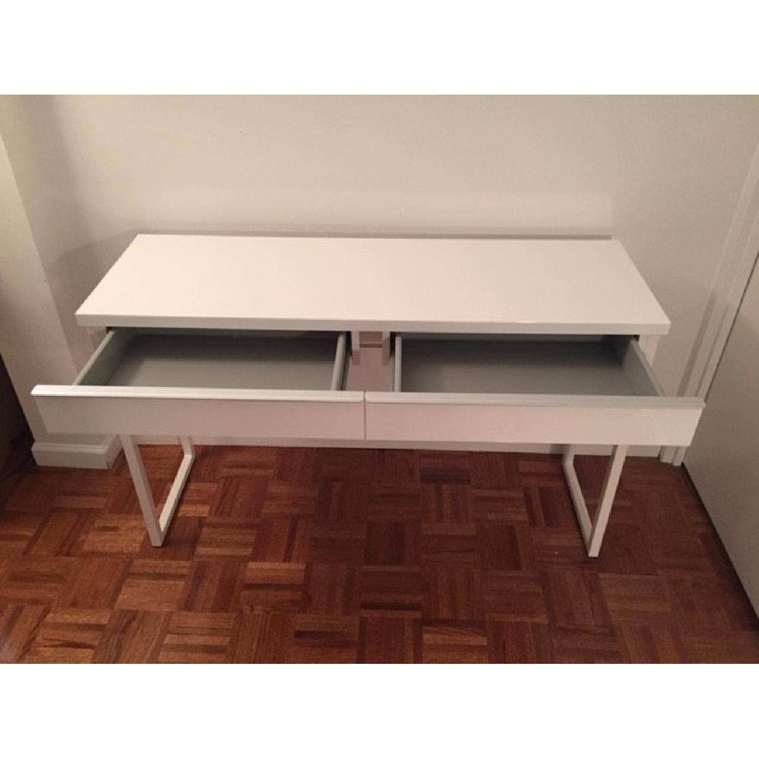 Ikea Besta Burs High Gloss White Desk - AptDeco
