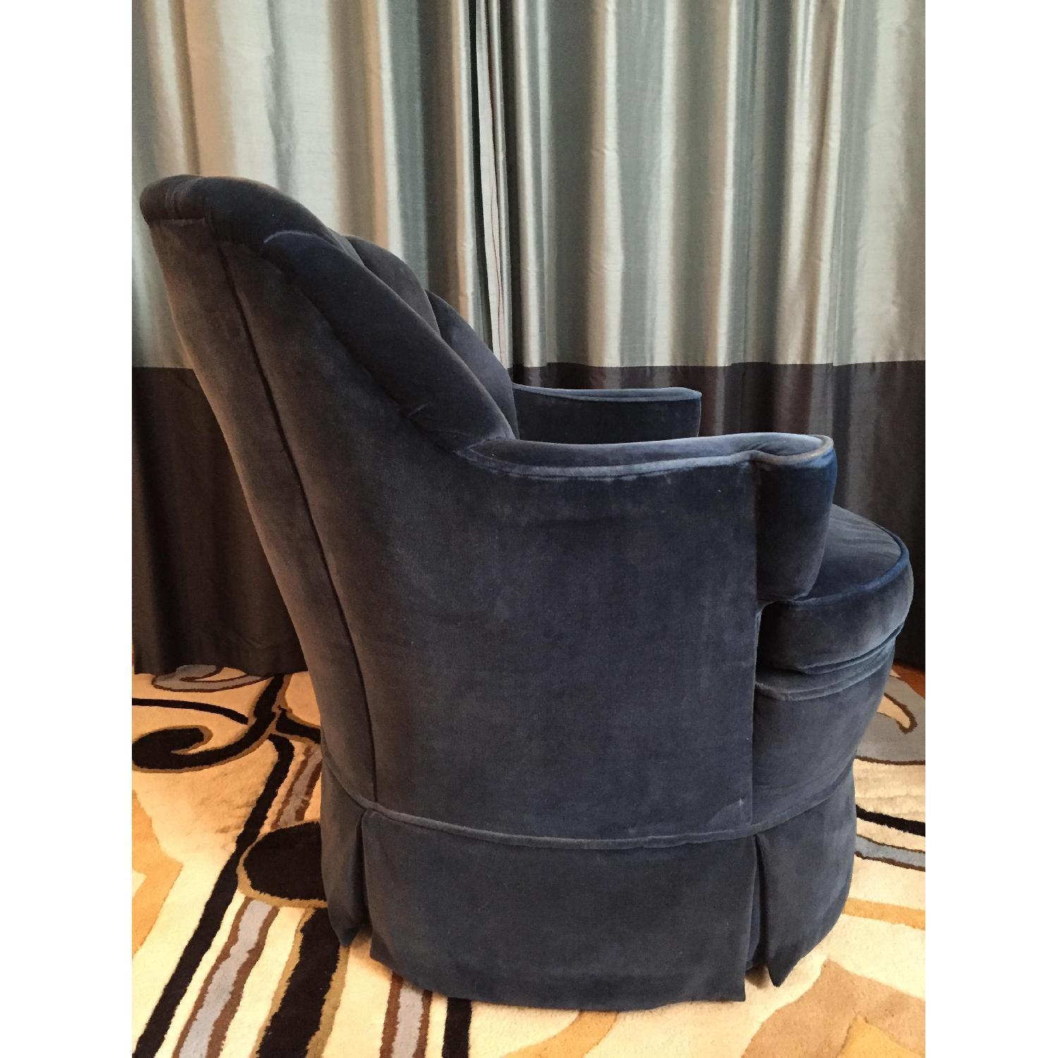 1950's Vintage Navy-Blue Velvet Spinning Bucket Chair - AptDeco