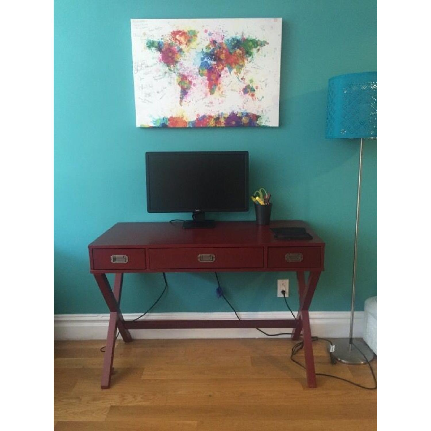 Target Threshold Desk - AptDeco