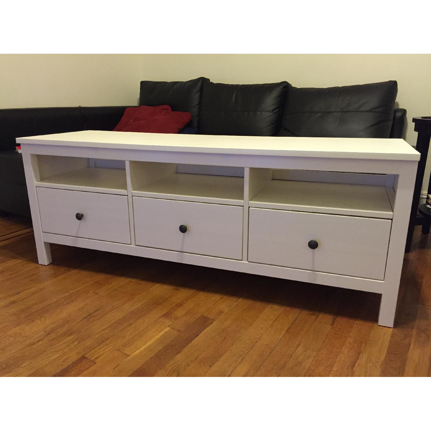 Ikea Hemnes TV Unit in White - AptDeco