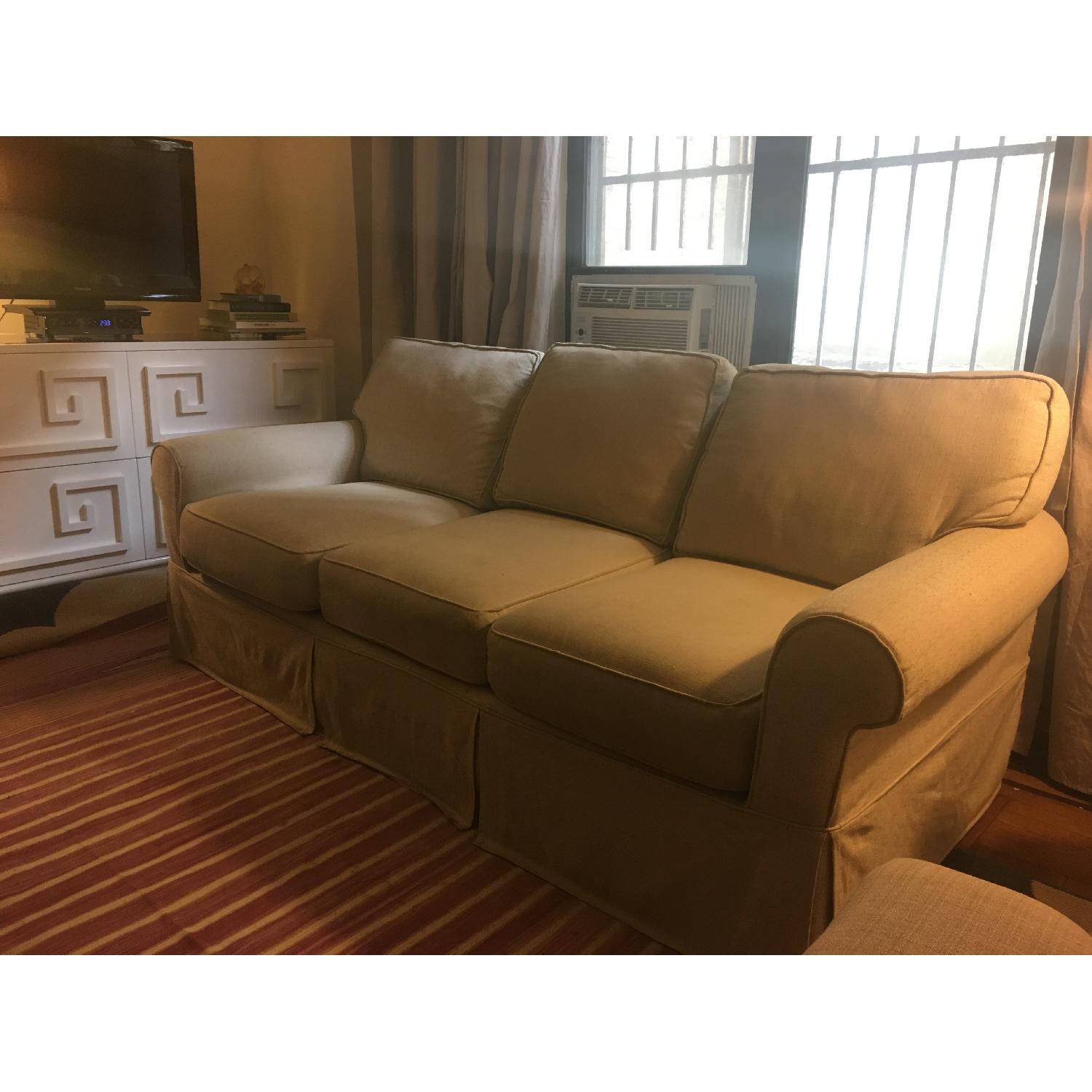 Rowe Nantucket Linen Sofa - AptDeco