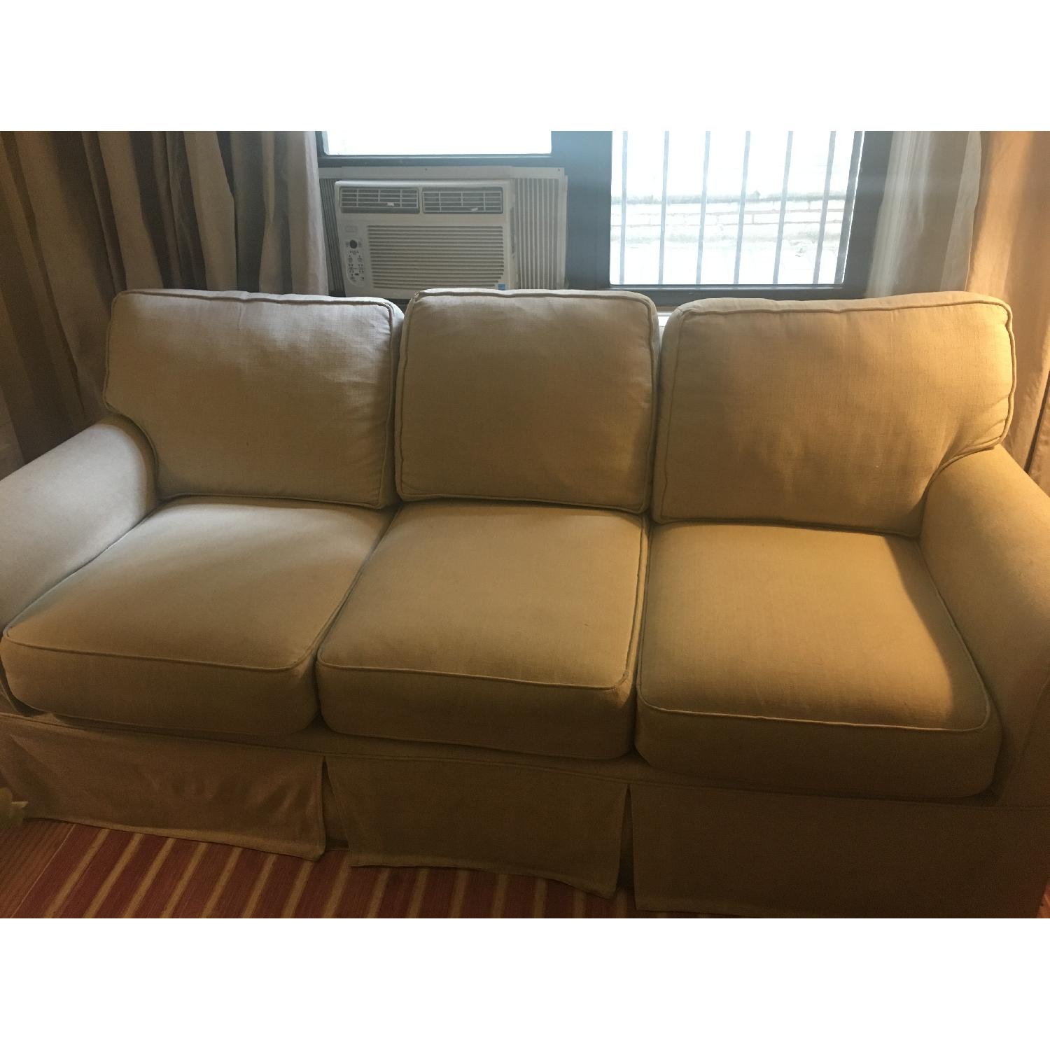 Rowe Nantucket Linen Sofa - AptDeco