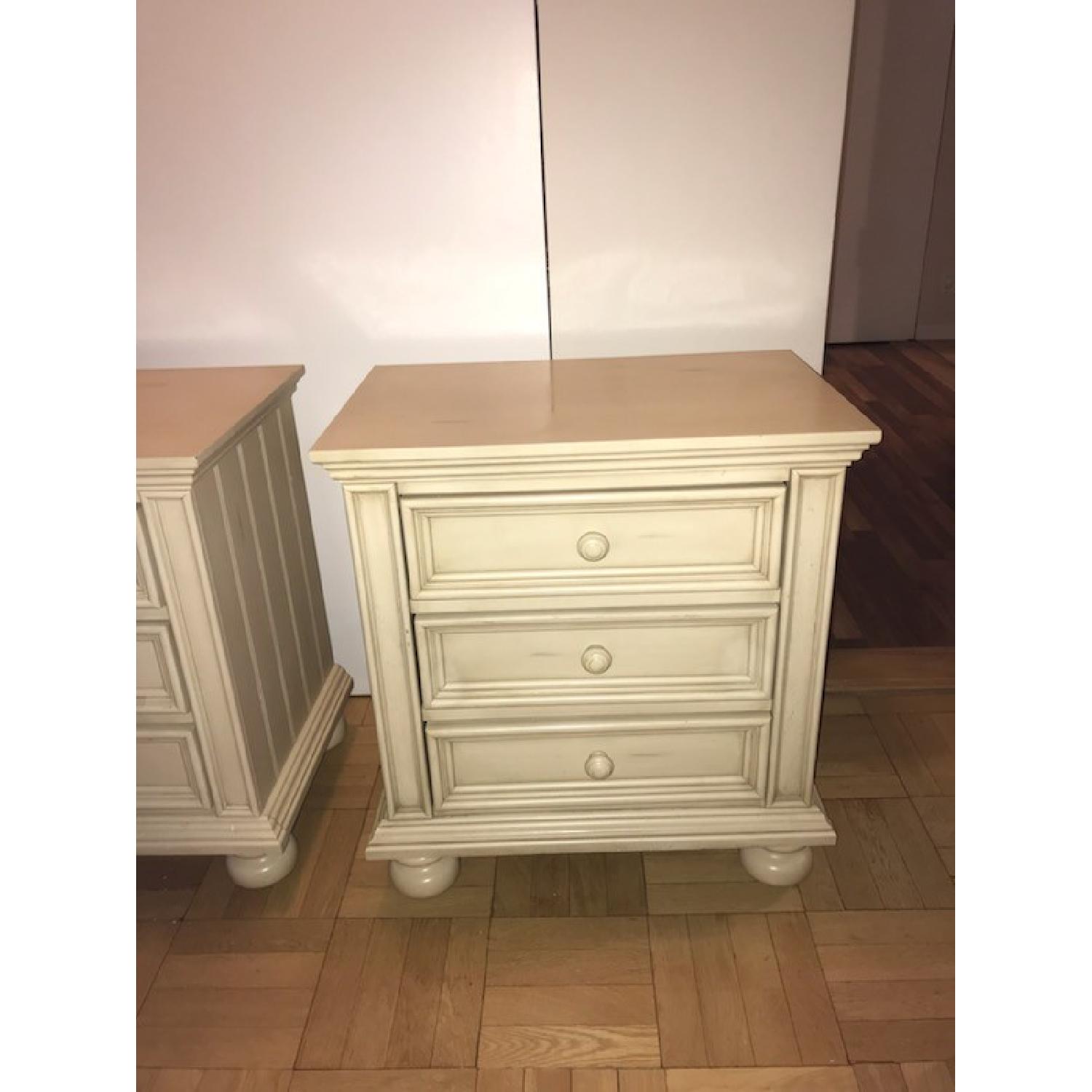 Cream Bedside Tables w/ Details - AptDeco