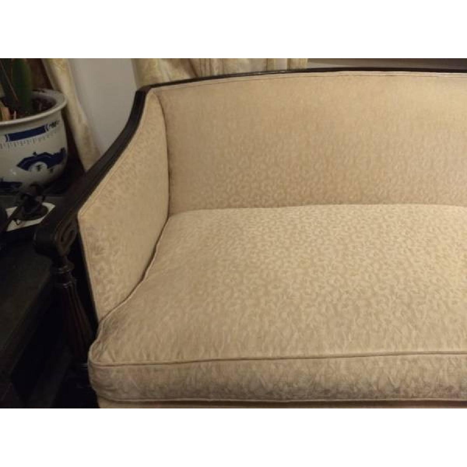 Vintage Sheraton Sofa - AptDeco
