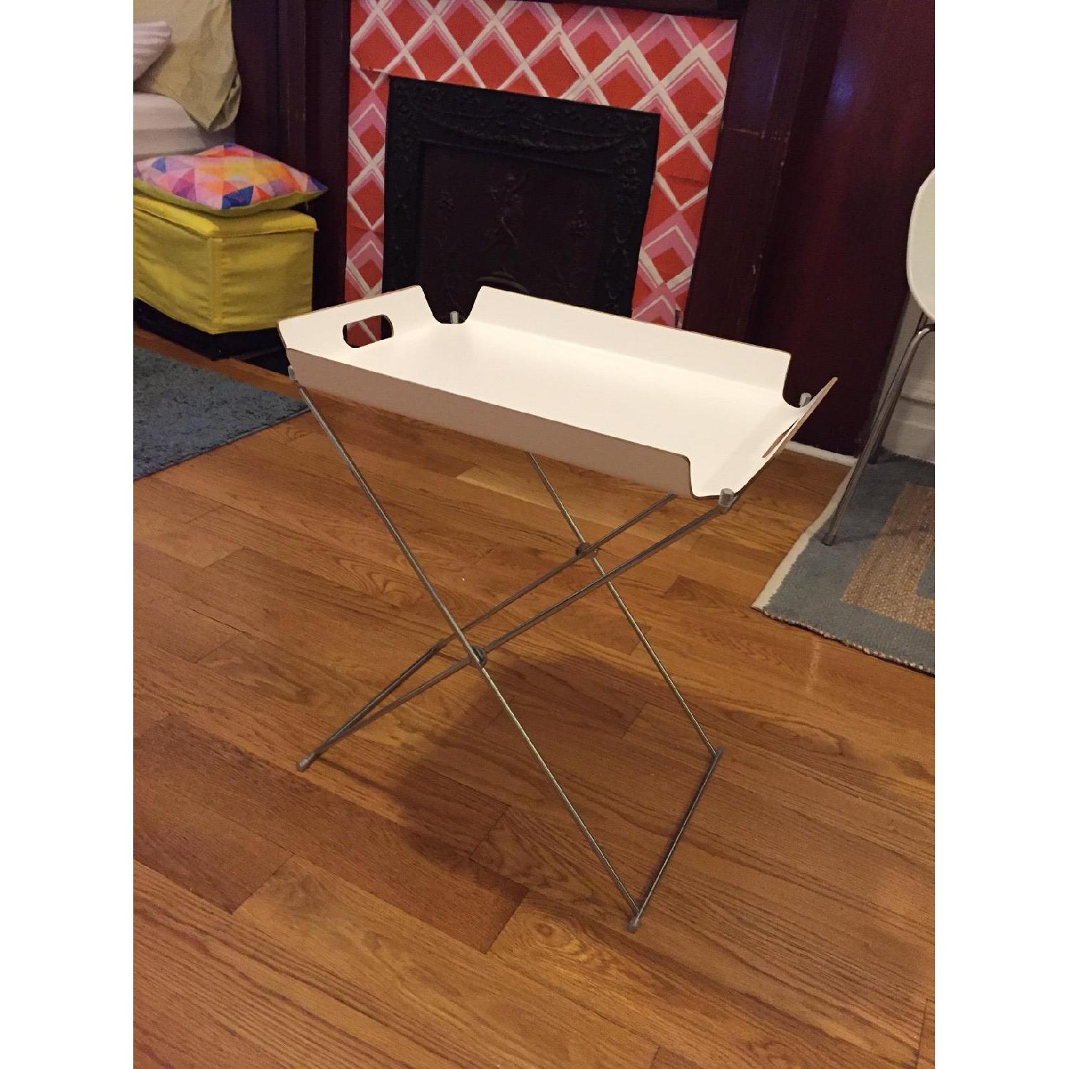 CB2 Formosa White Tray Table - AptDeco