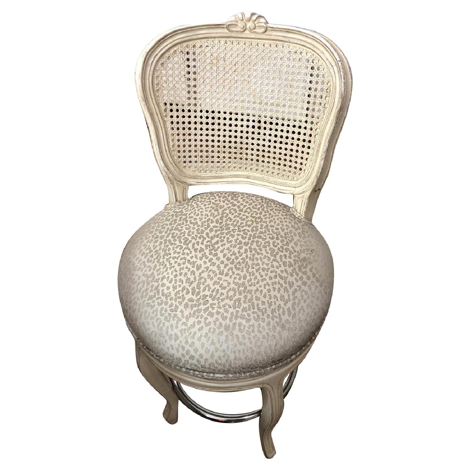 French Country Swivel Bar Stool w/ Cheetah Print - AptDeco