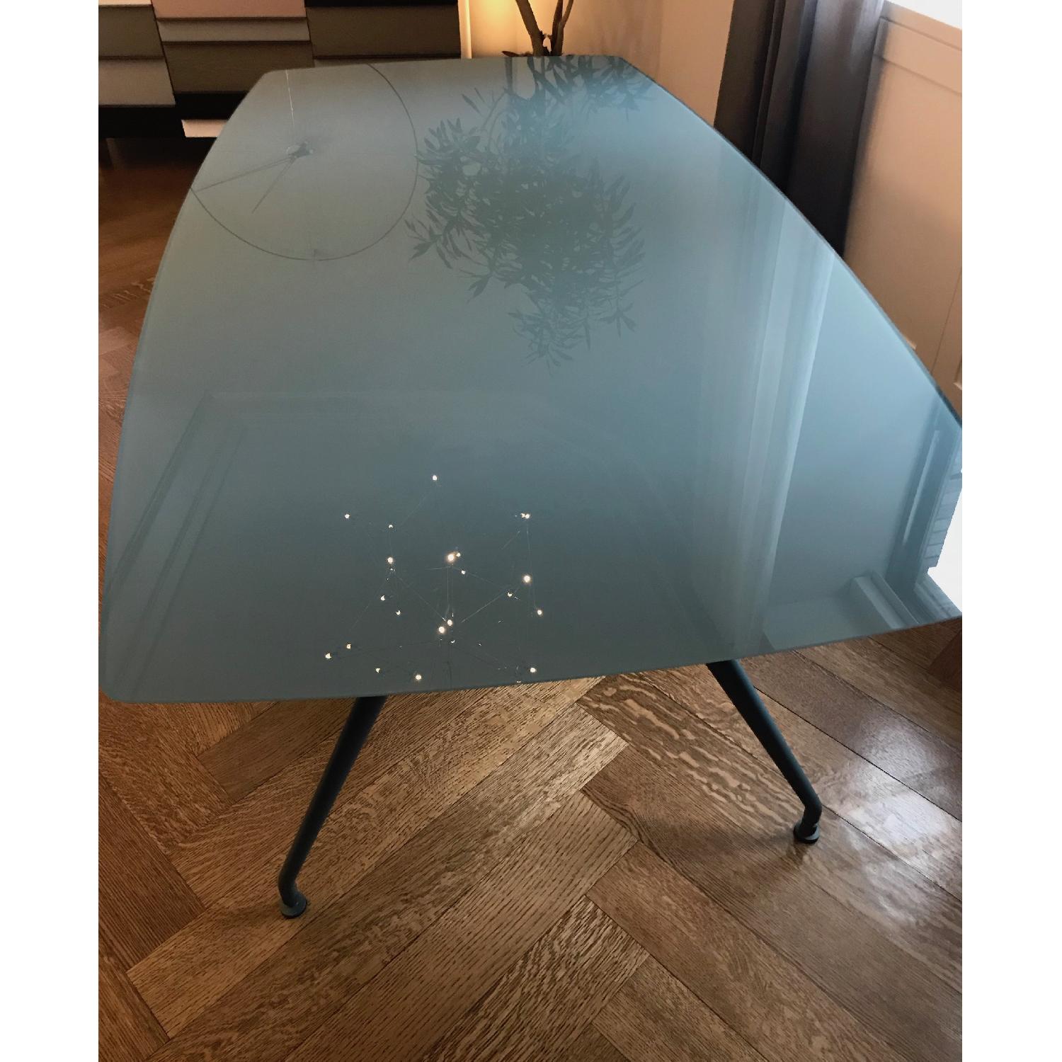 Rimadesio Manta Dining Table - AptDeco