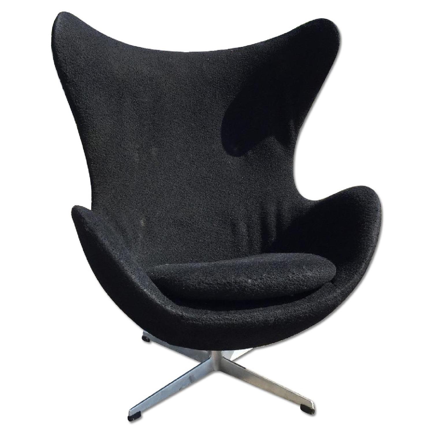 Vintage Egg Chair - AptDeco