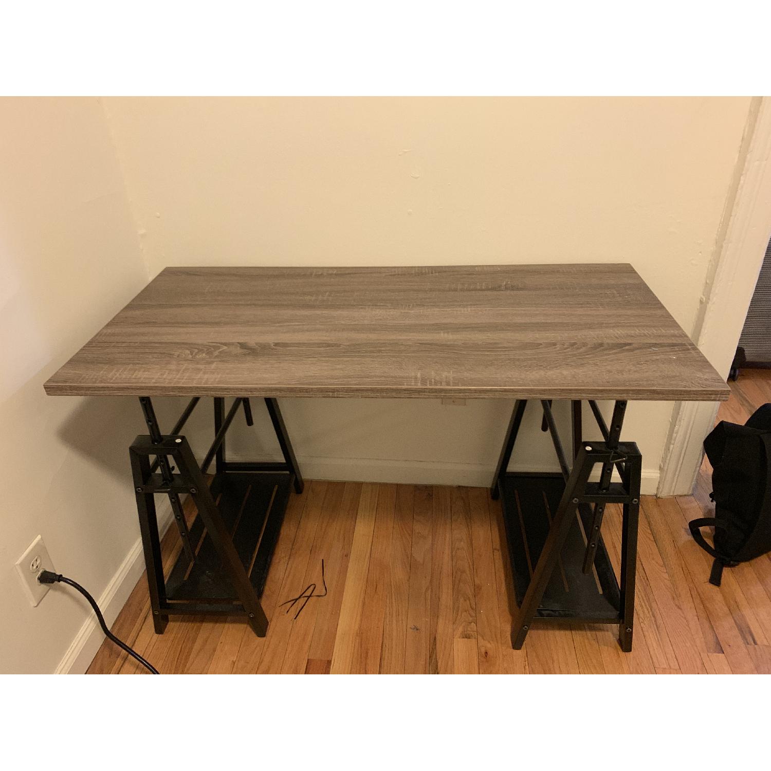 Shannon Height Adjustable Desk - AptDeco