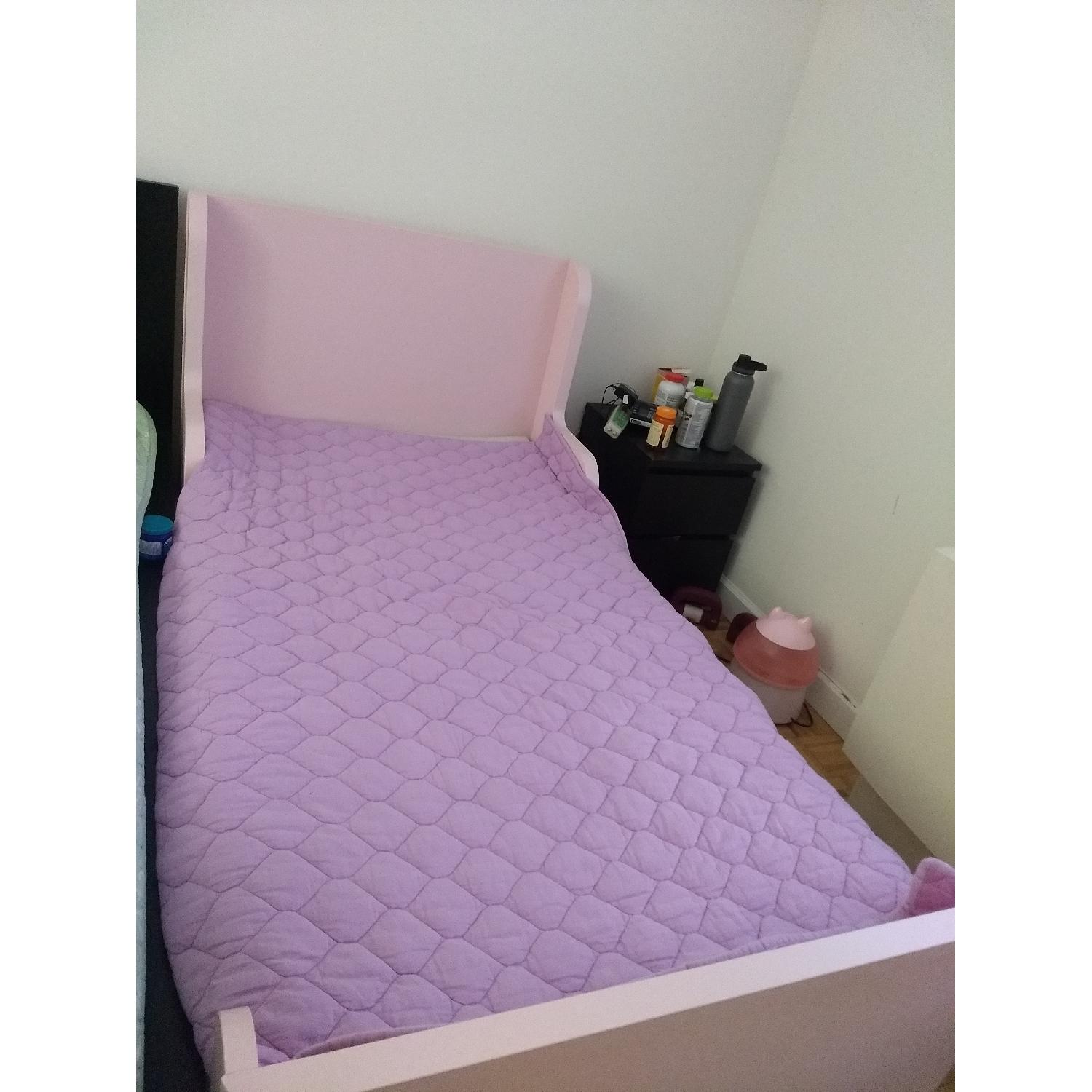 Ikea Busunge Extendable Bed - AptDeco