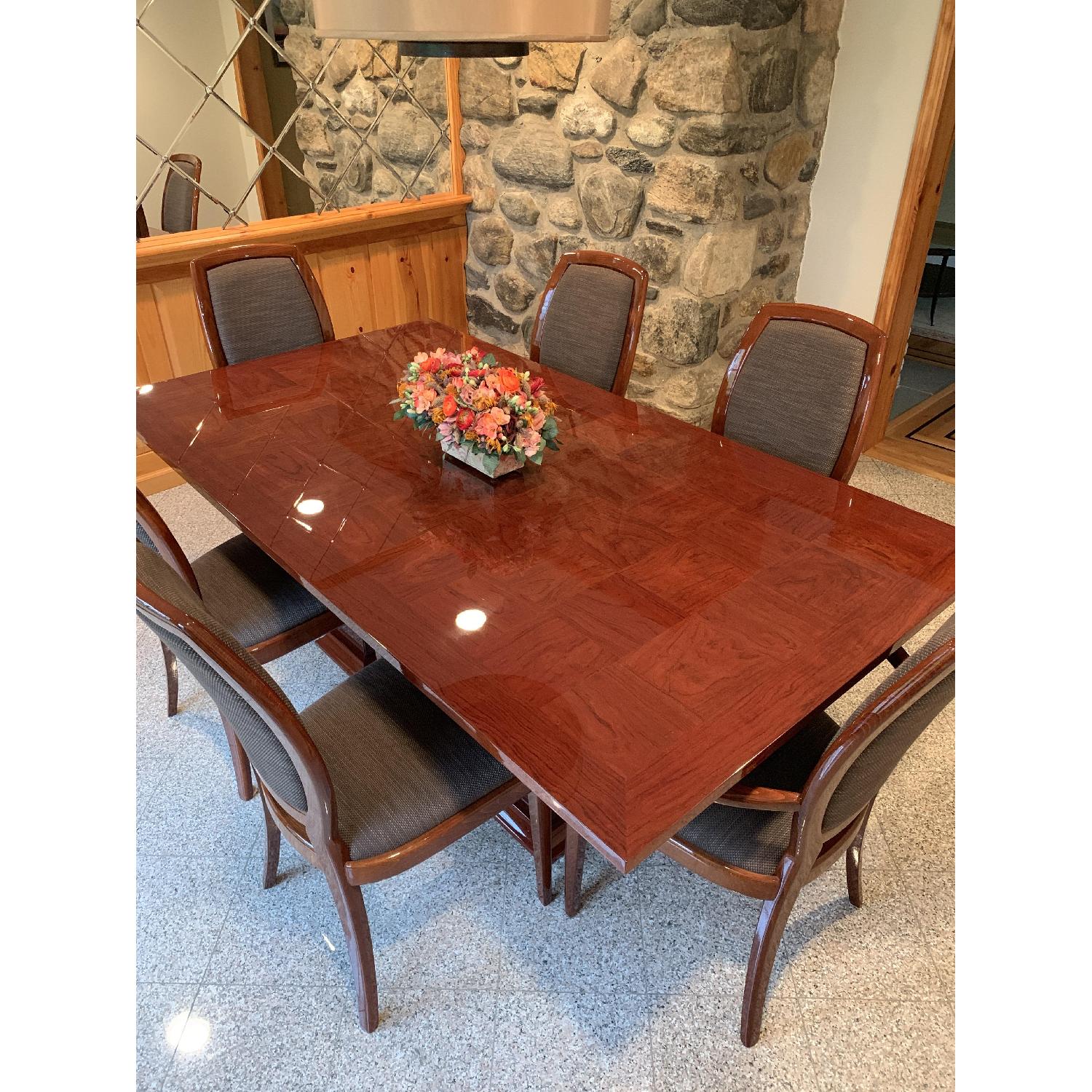 Custom Expandable Dining Table - AptDeco