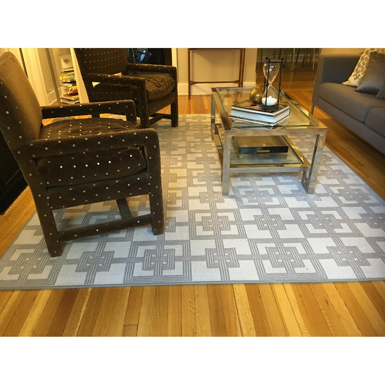Gray & White Geometric Rug - AptDeco