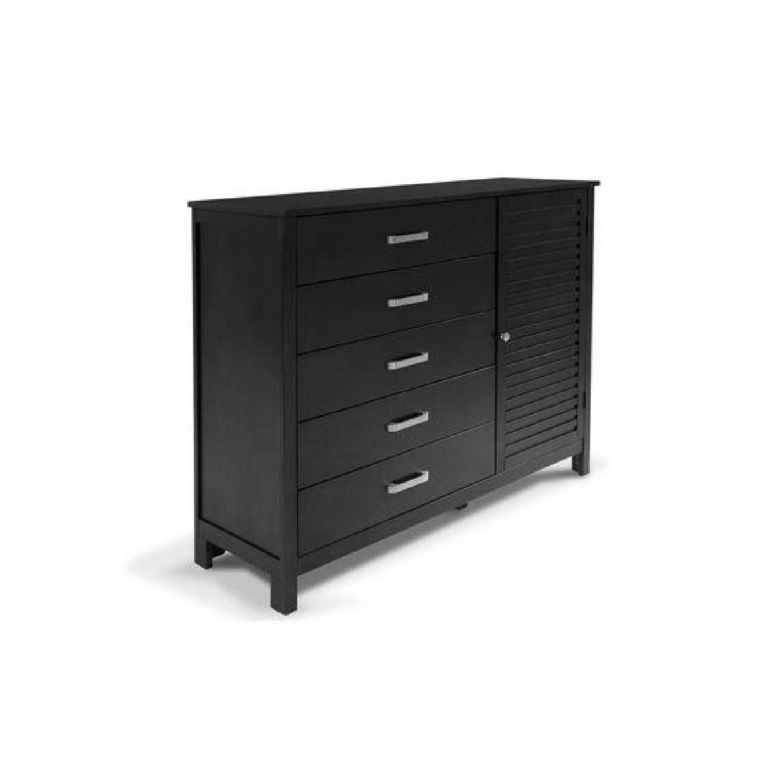 Bobs black dresser store