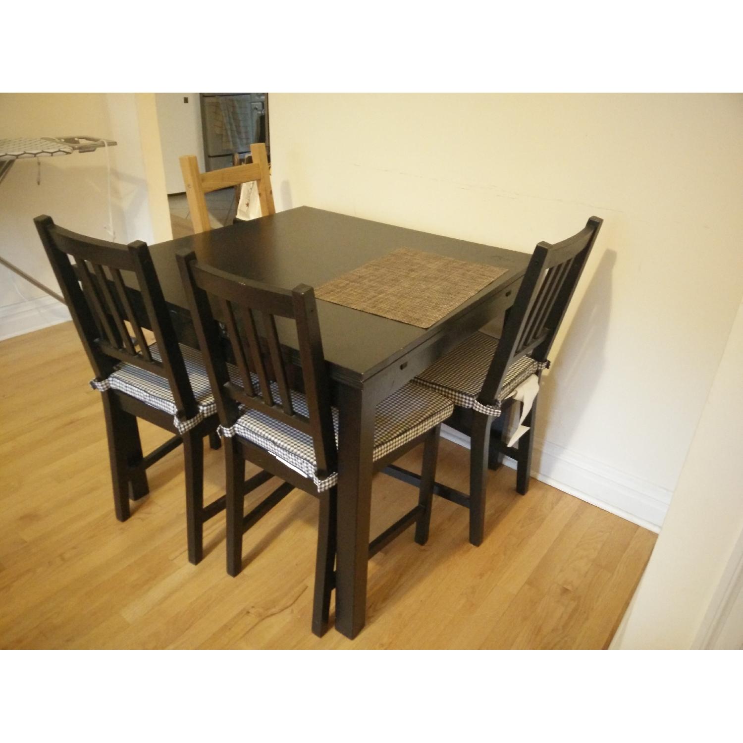 Ikea Expandable Dining Table w/ 4Chairs - AptDeco