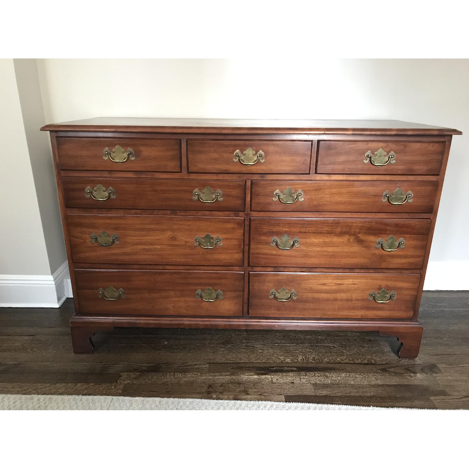 Henkel Harris Solid Cherry Hepplewhite 9 Drawer Dresser - AptDeco