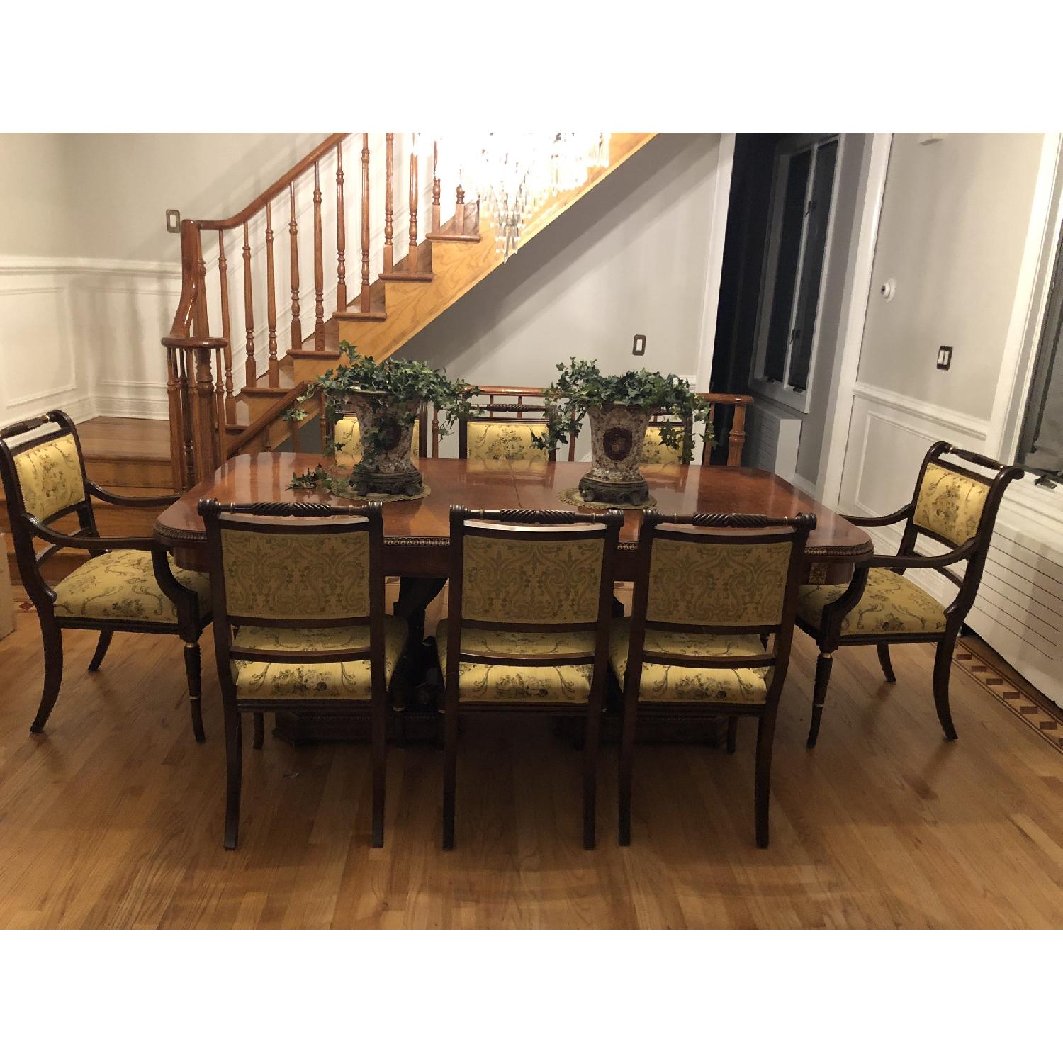 Custom Dining Table w/ 8 Chairs & 2 Leafs - AptDeco