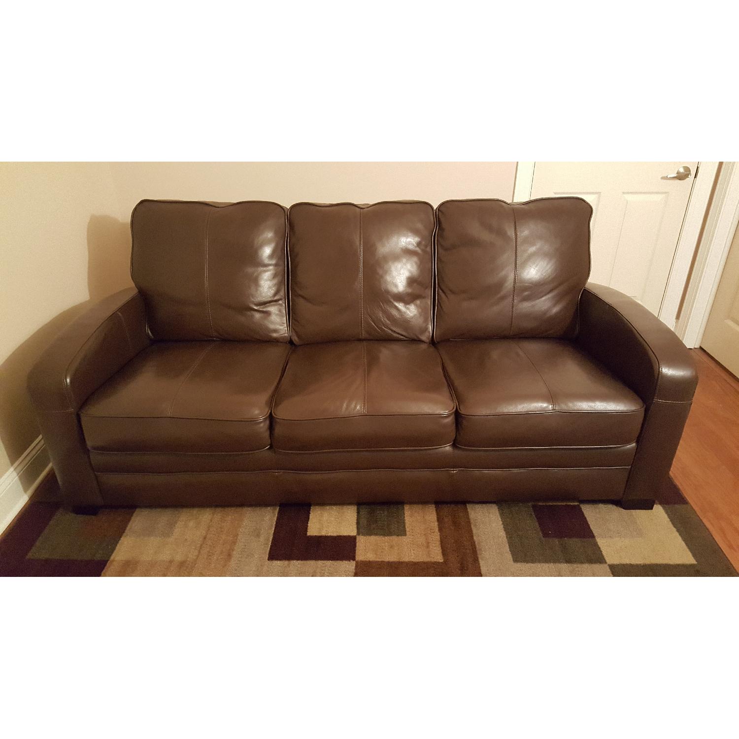 Raymour And Flanigan Leather Couches