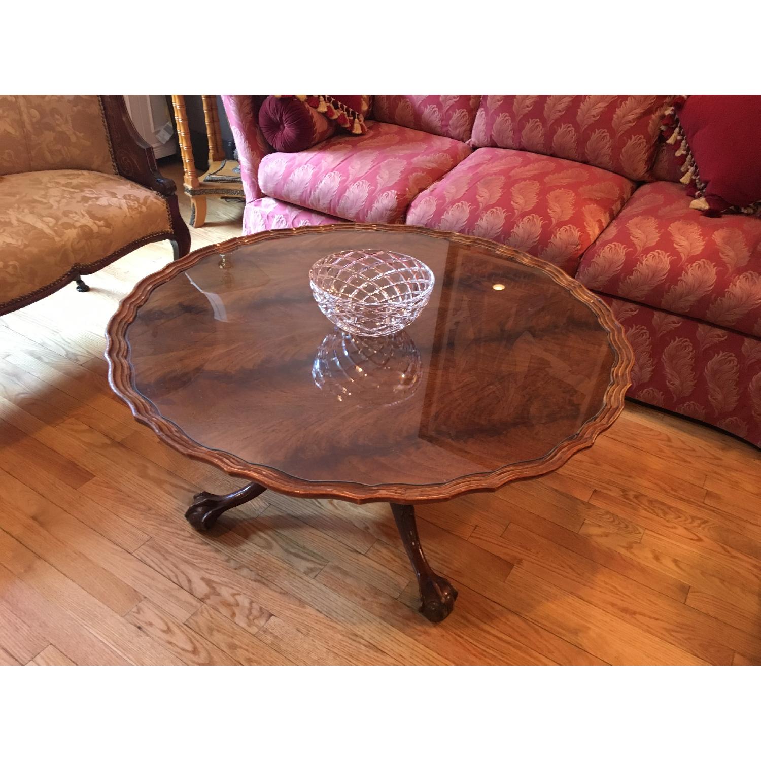 Scalloped Edge Round Coffee Table w/ Custom Glass Top - AptDeco