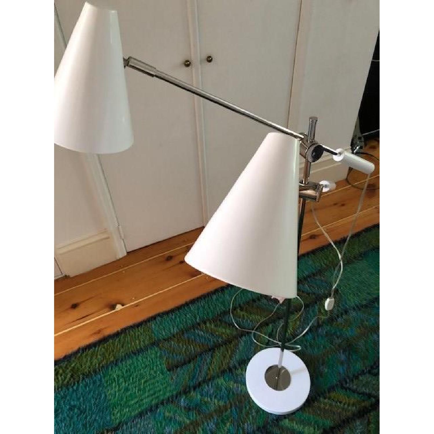 Luminaire Dual Light Cantilevered Floor Lamp - AptDeco