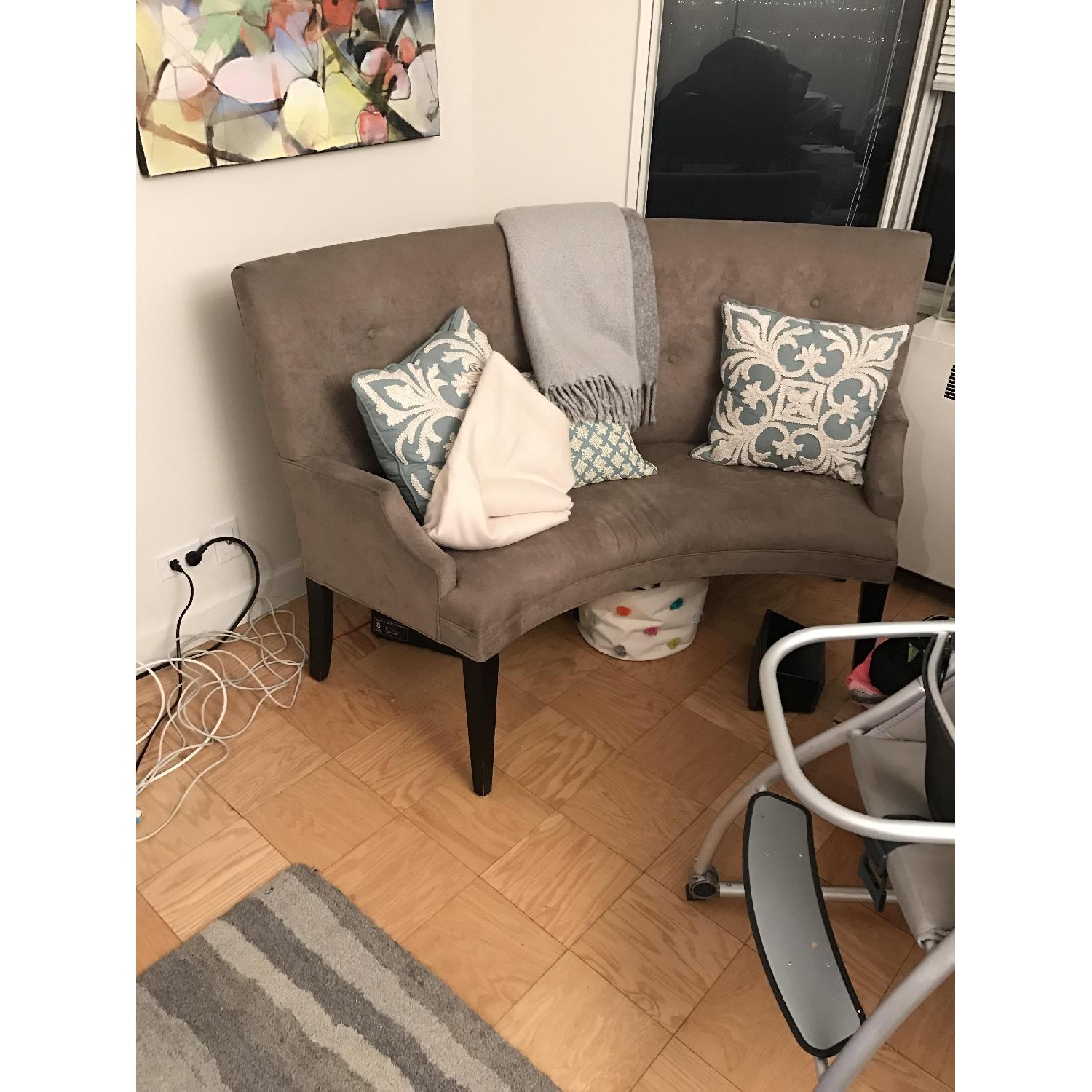 Alcove Chair - AptDeco