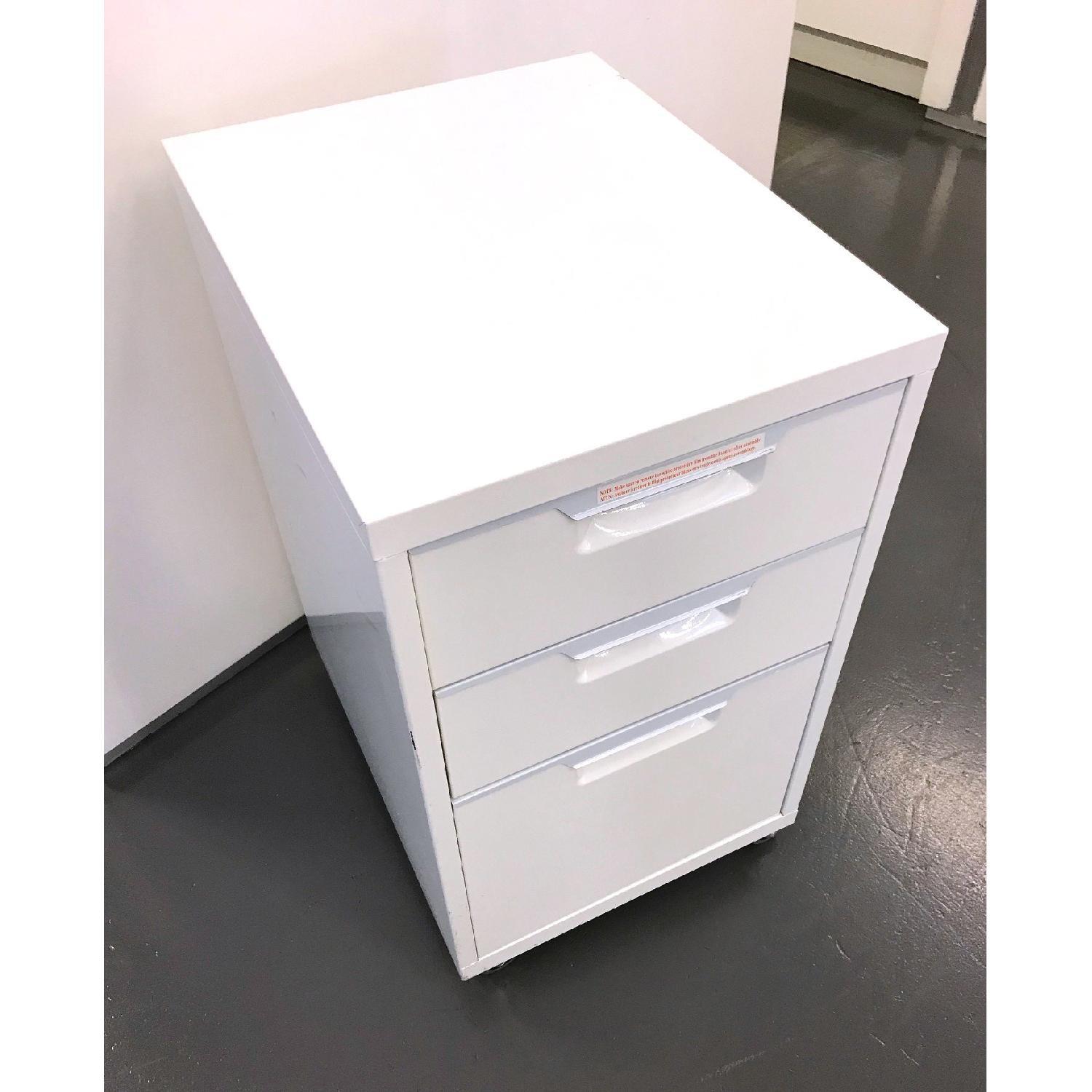 CB2 TPS 3-Drawer White File Cabinet - AptDeco