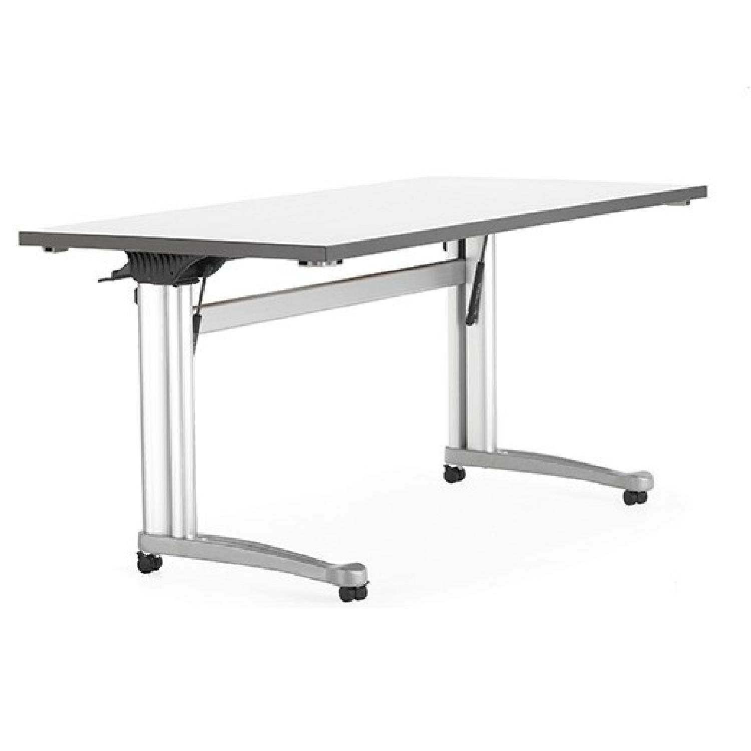 Knoll FlipTop C Leg Propeller Desk - AptDeco