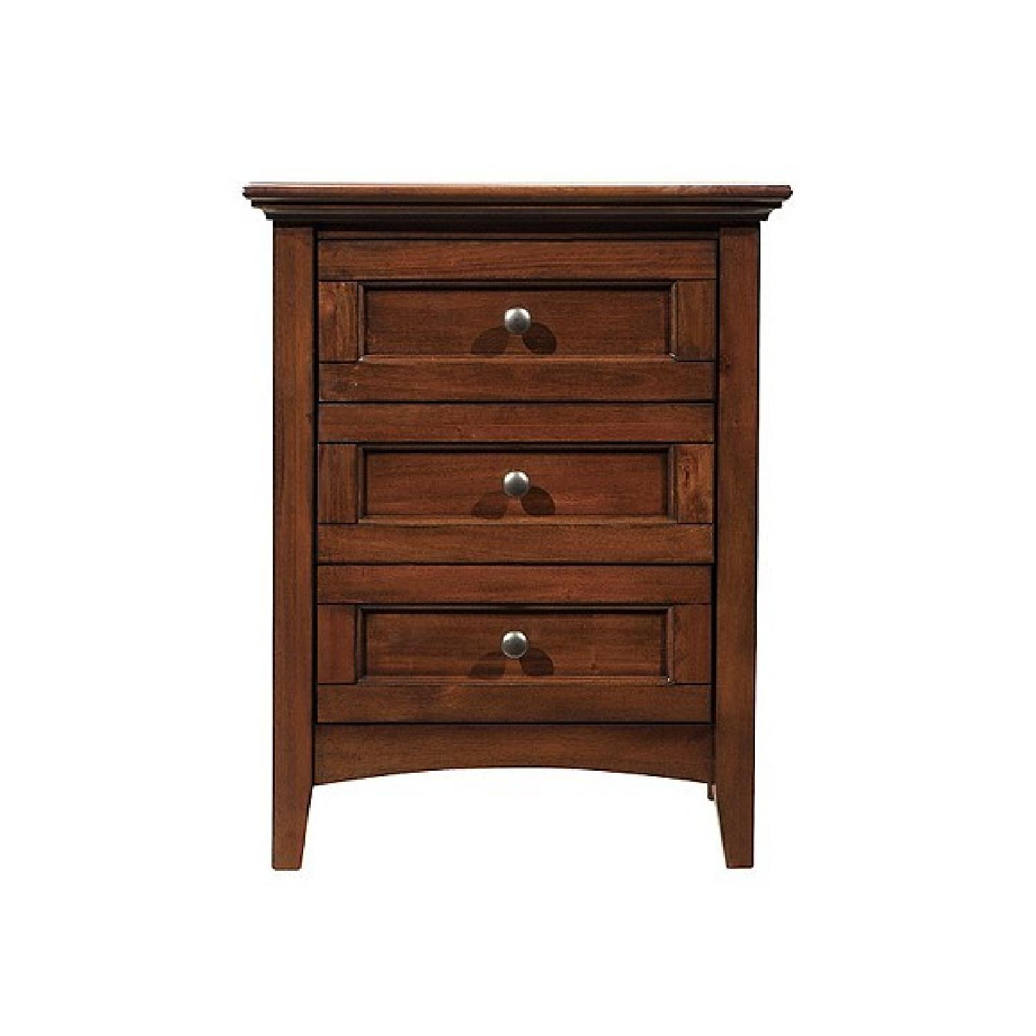 Raymour And Flanigan Nightstands