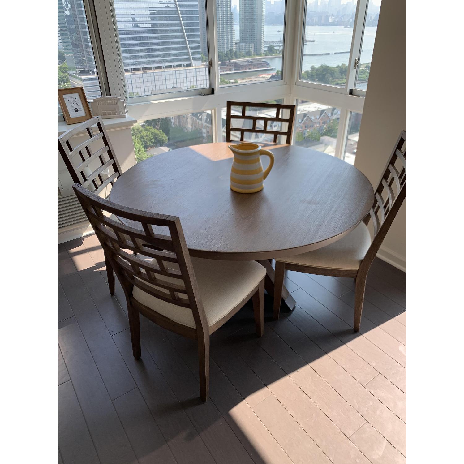 Riverside Mirabelle 5-Piece Round Dining Set - AptDeco