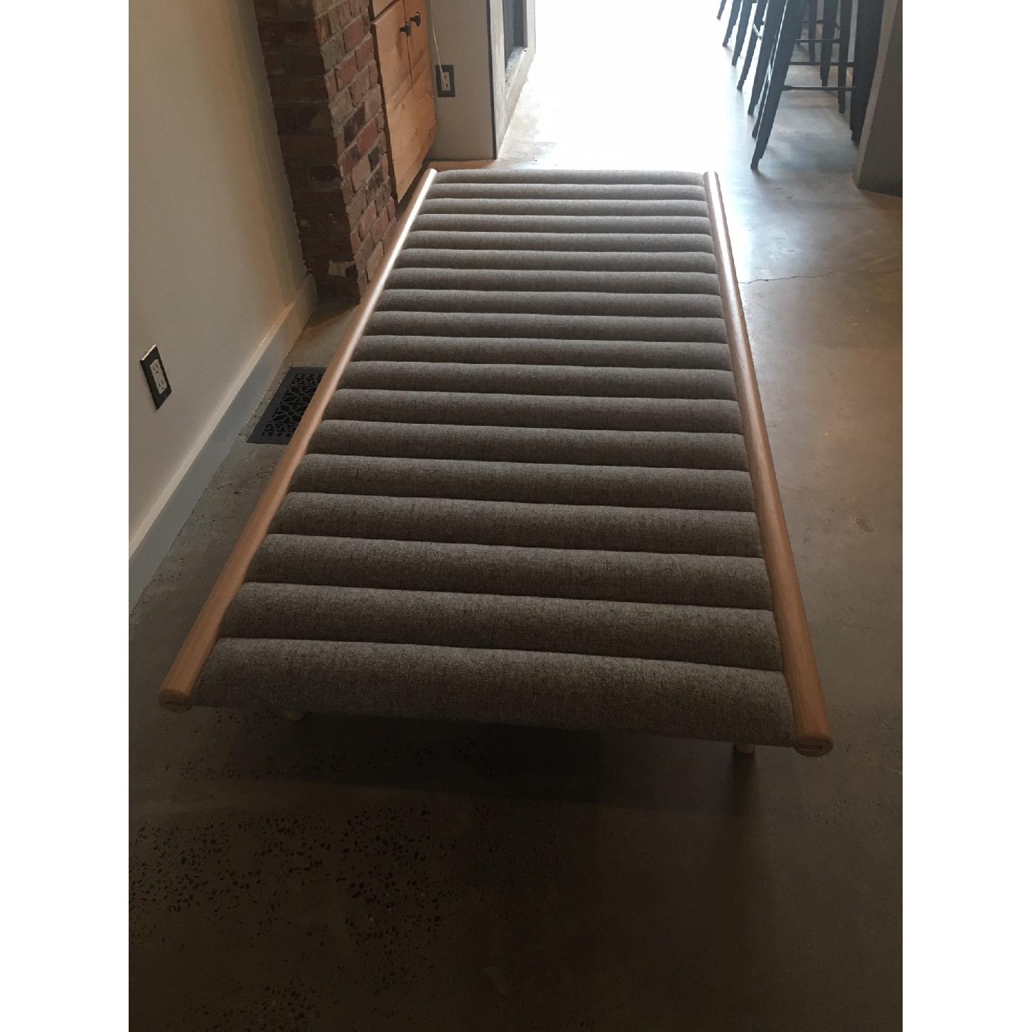 TRNK Align Modern DayBed - AptDeco