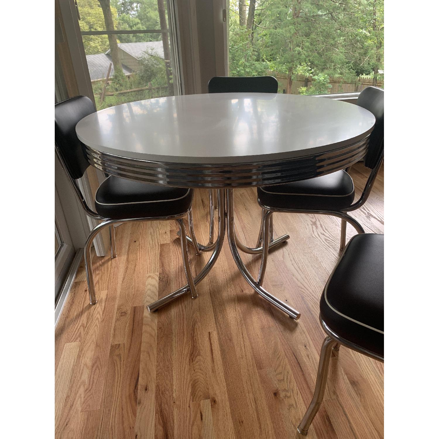 1950s Style Dining Table w/ 4 Chairs - AptDeco
