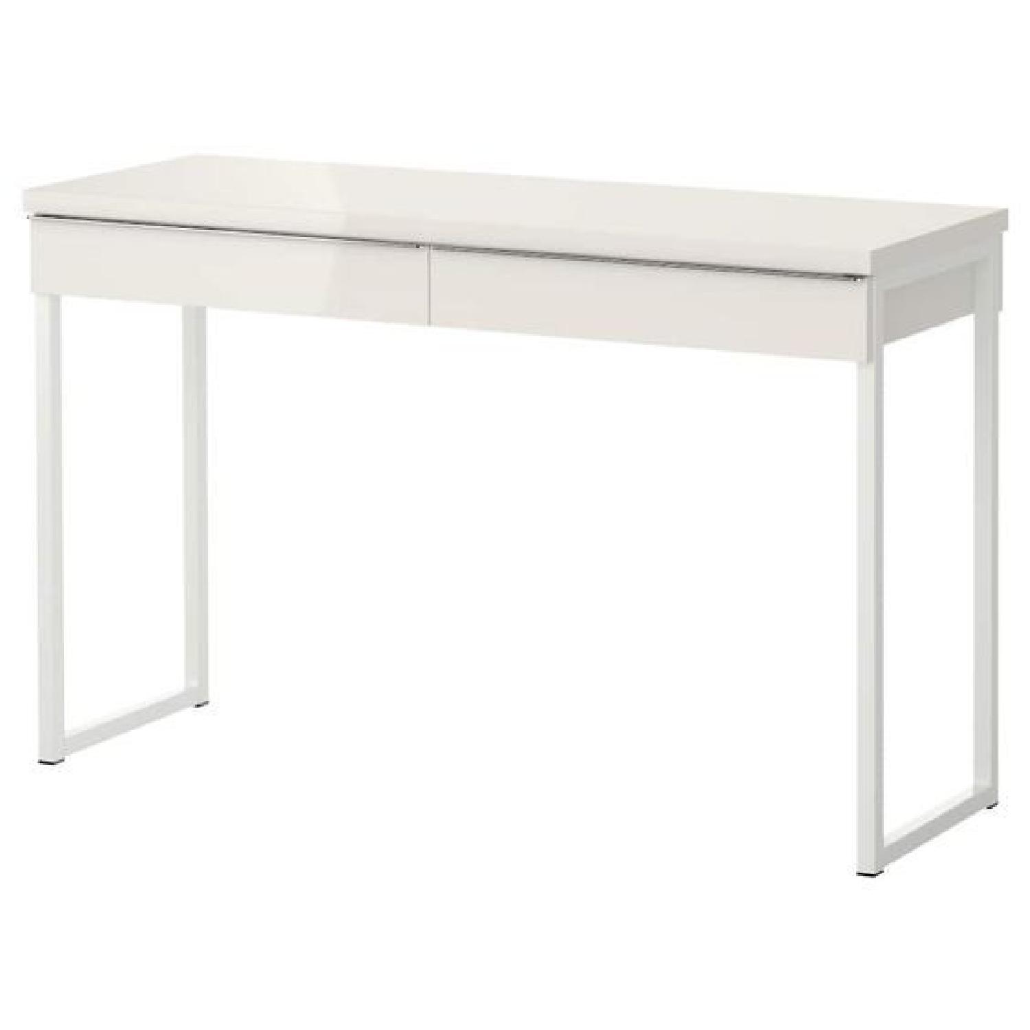 Ikea Besta Burs Glossy White Desk - AptDeco