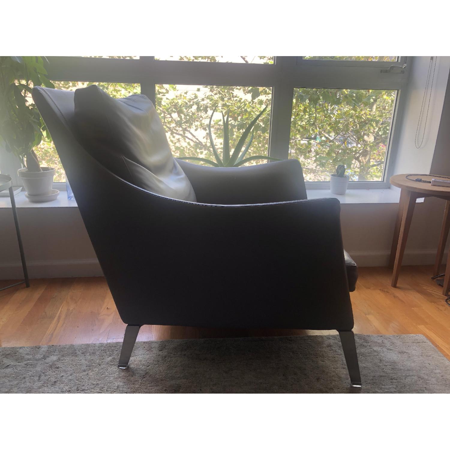 Flexform Boss Armchairs in Light Grey - AptDeco