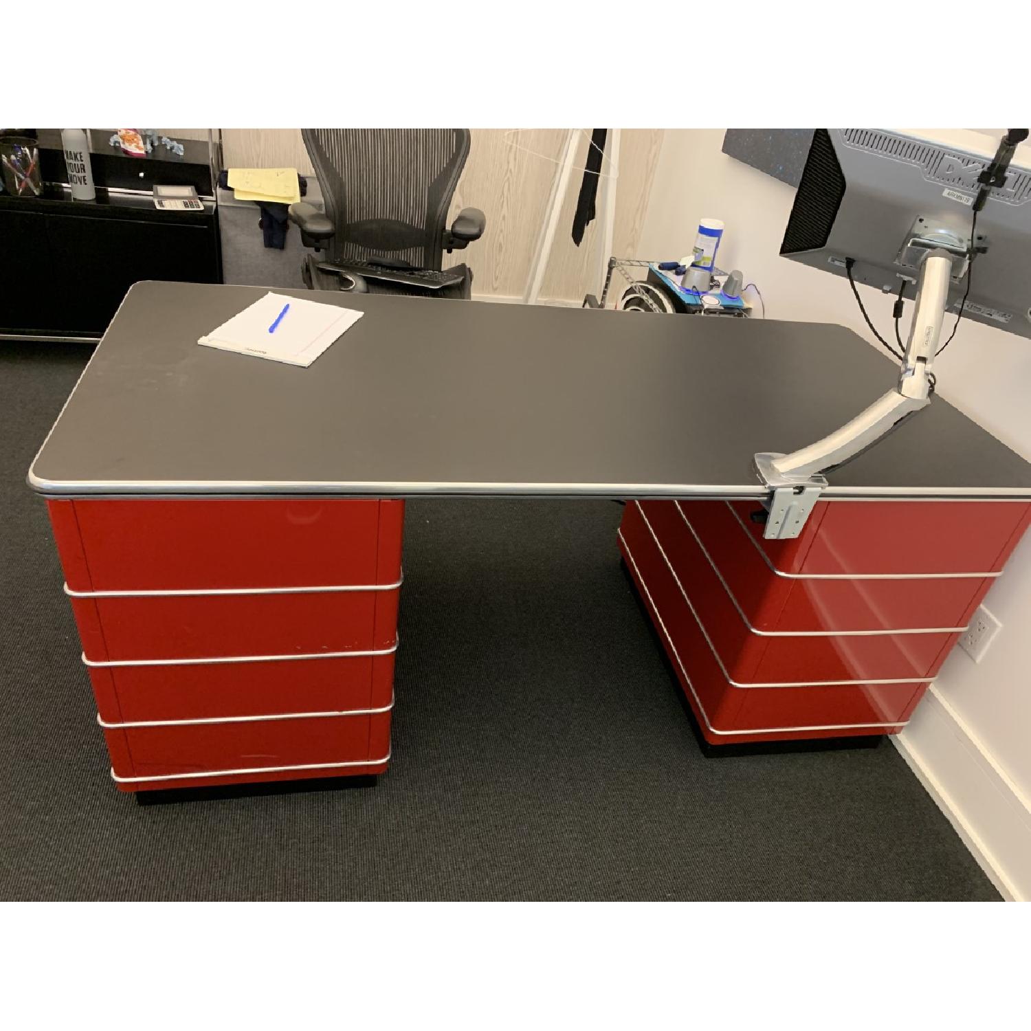 Metal Office Desk - AptDeco