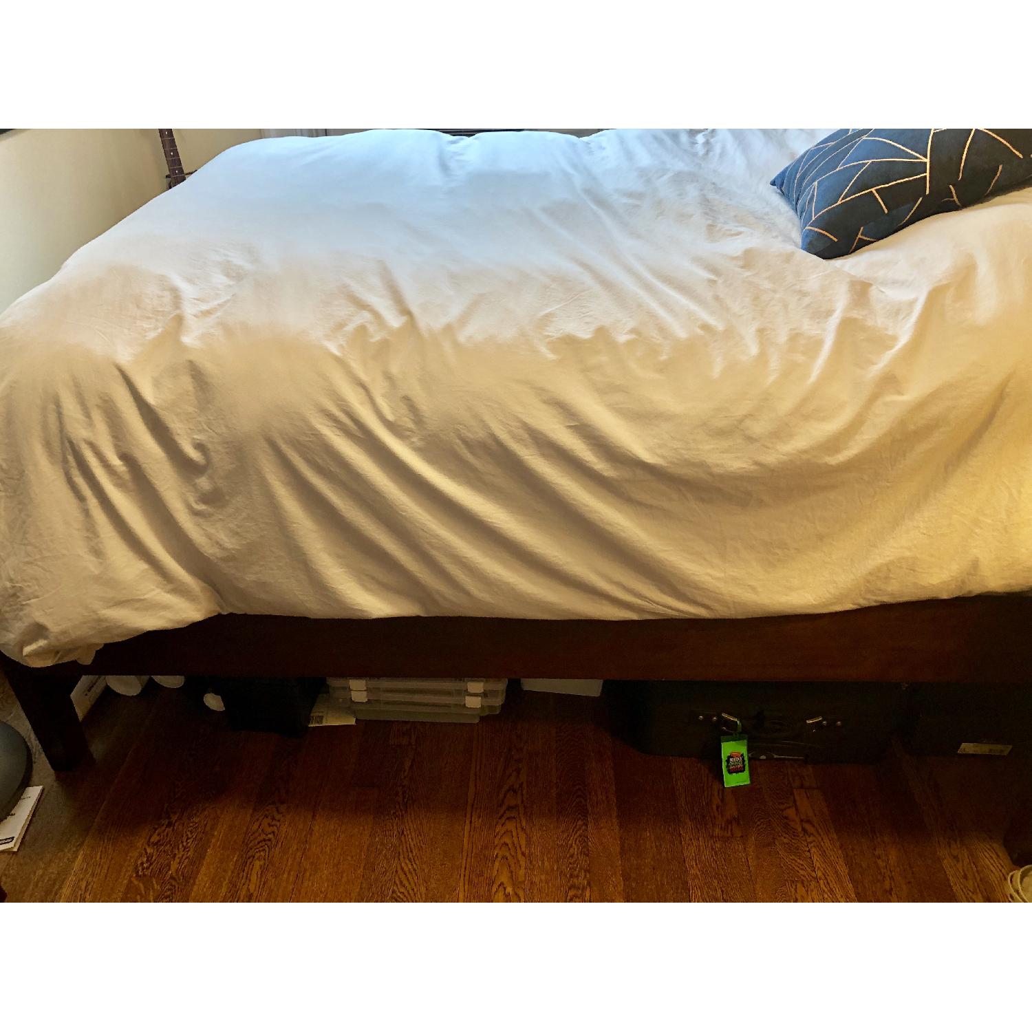 Havertys Ashebrooke Collection Queen Bed - AptDeco