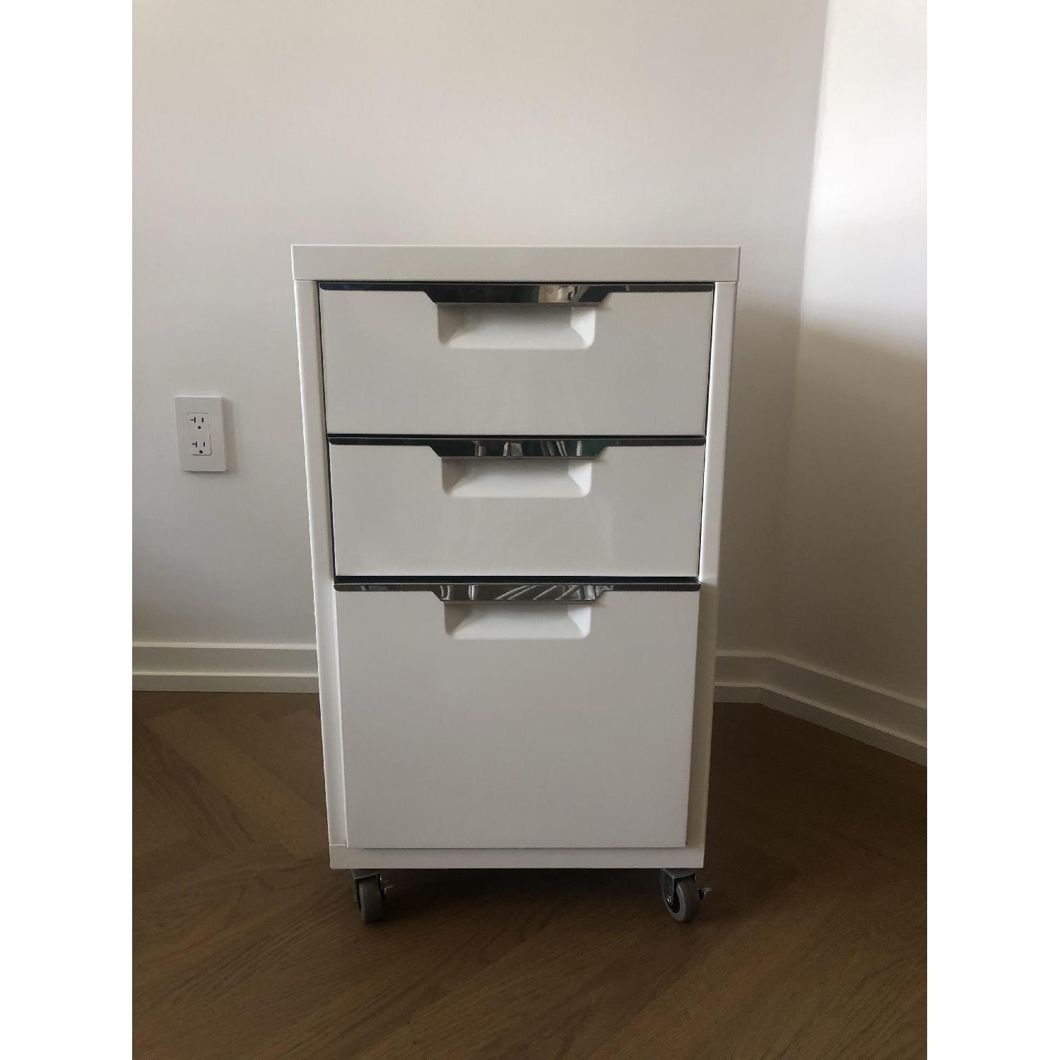 CB2 3 Tier Filing Cabinet - AptDeco