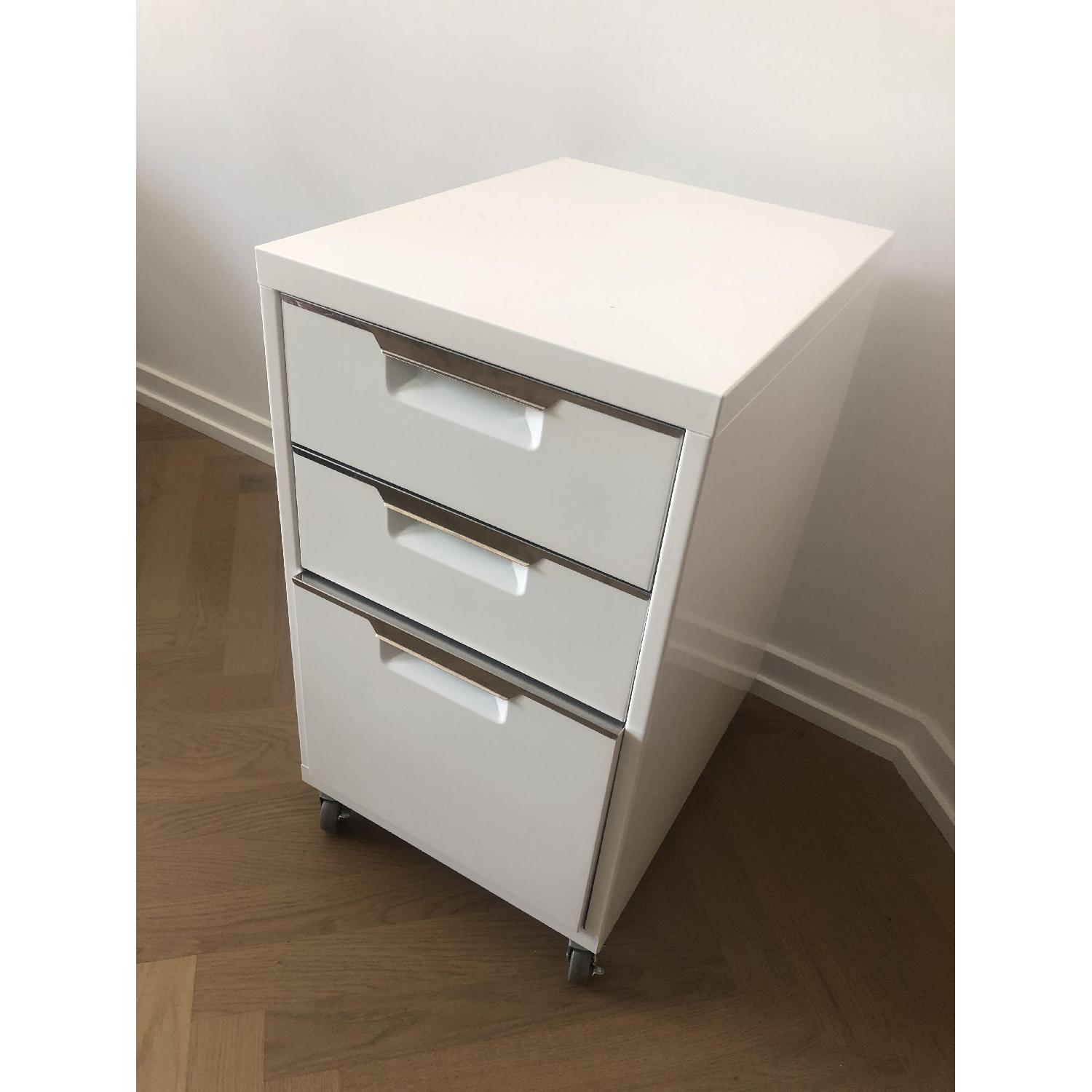 CB2 3 Tier Filing Cabinet - AptDeco