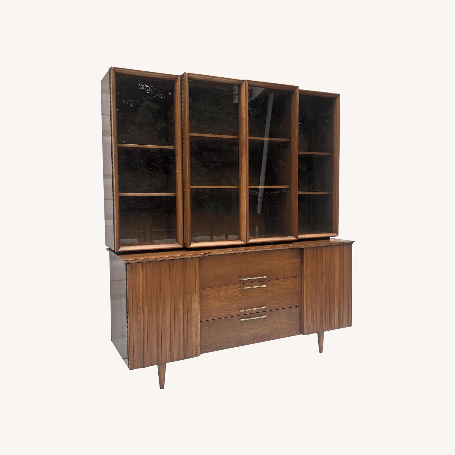 Mid-Century Modern Breakfront/Sideboard - AptDeco