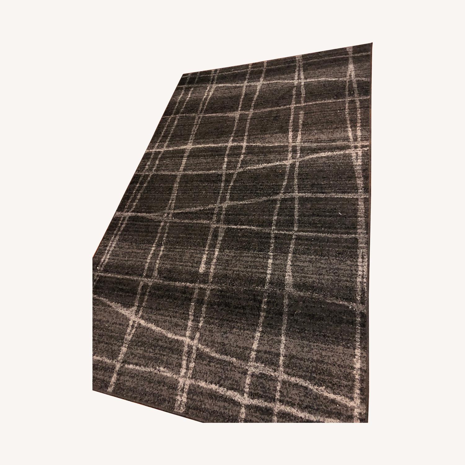 Black/Grey Checker Rug - AptDeco