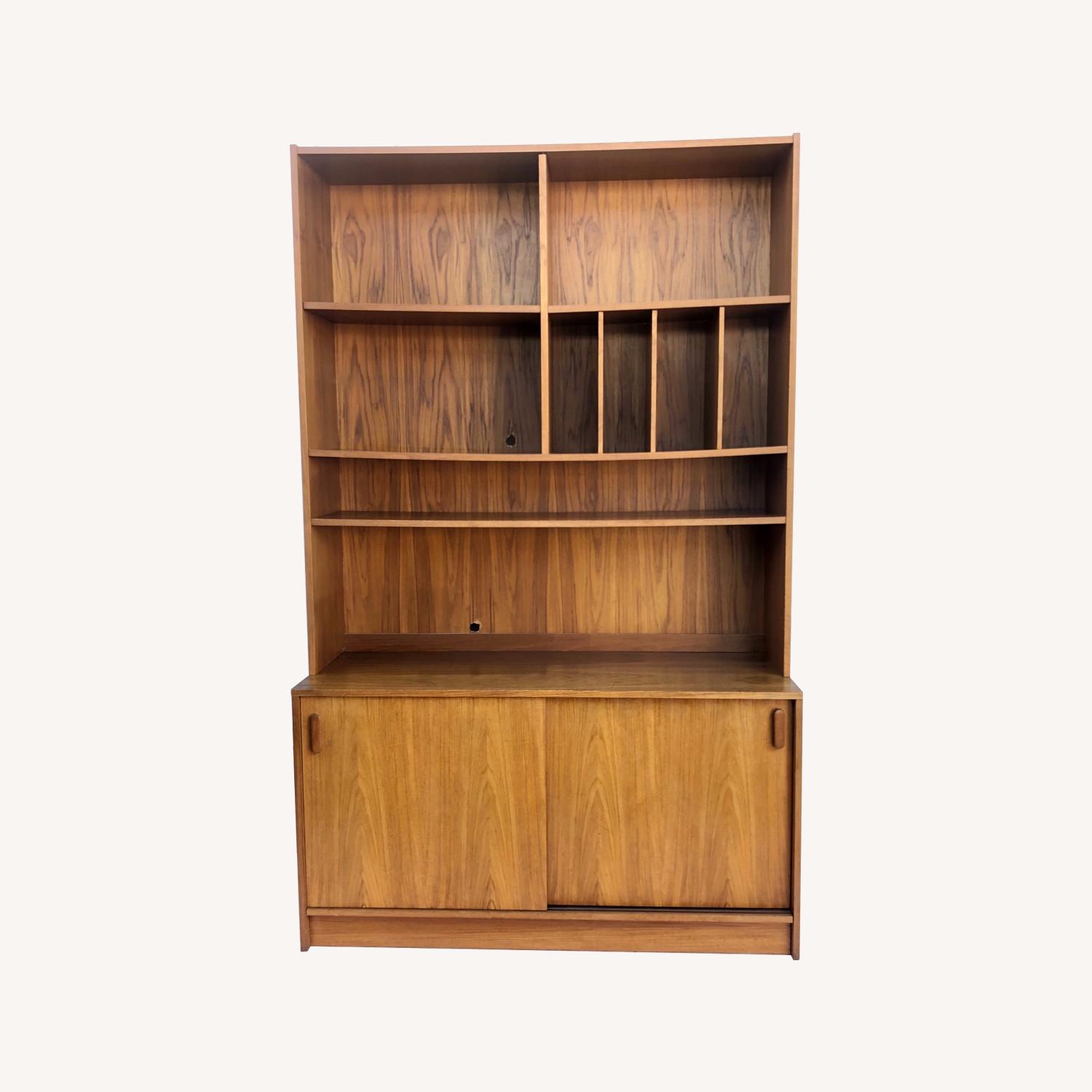 Scandinavian Modern Teak Bookcase - AptDeco