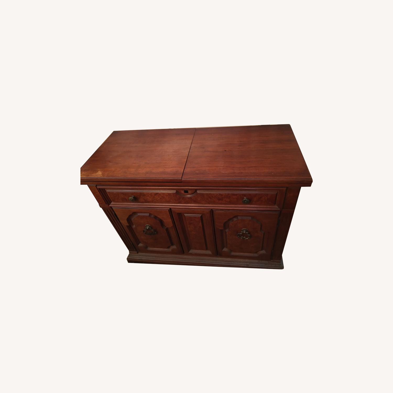 Buffet Server - AptDeco