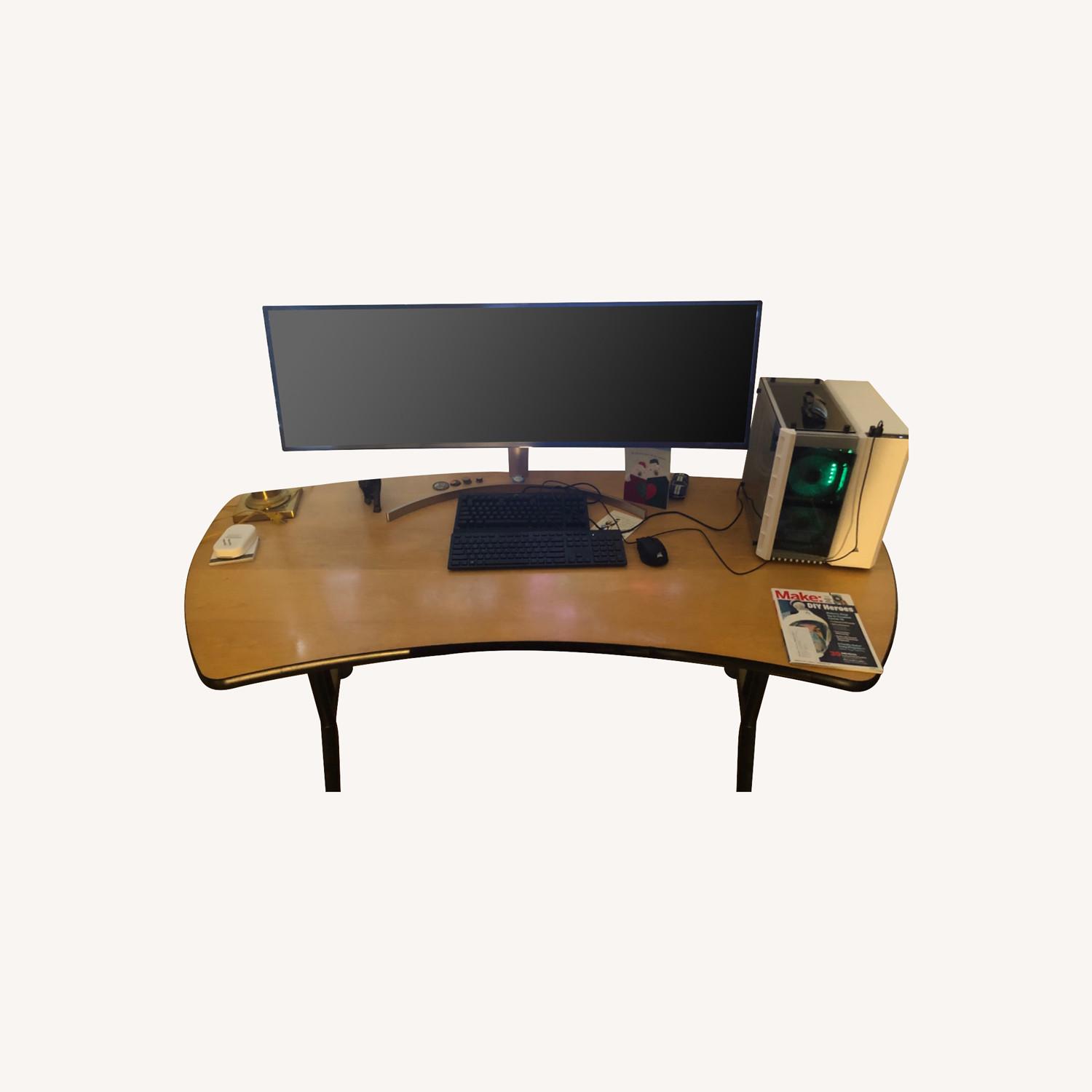 Eames Office Desk - AptDeco