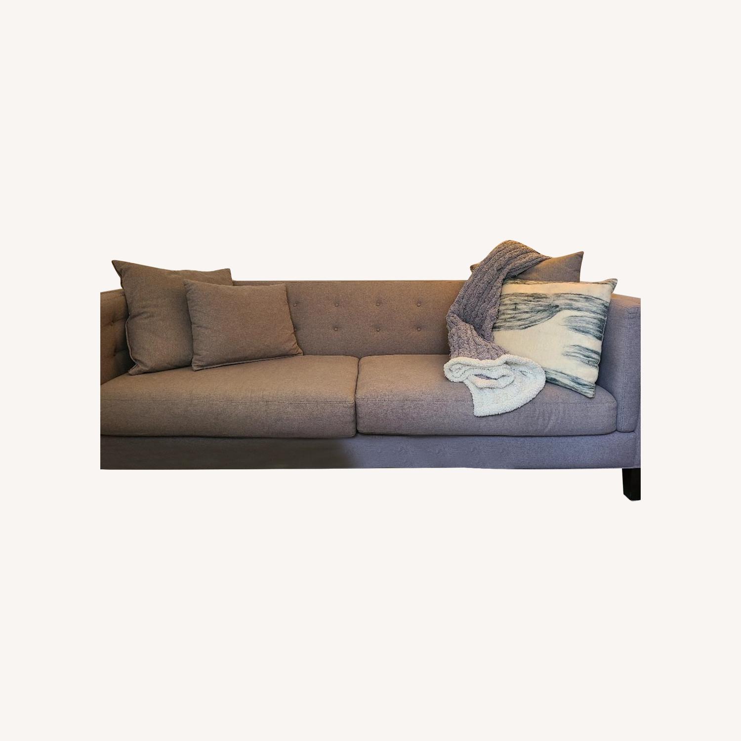 Macy's Braylei Modern Tufted Sofa - AptDeco