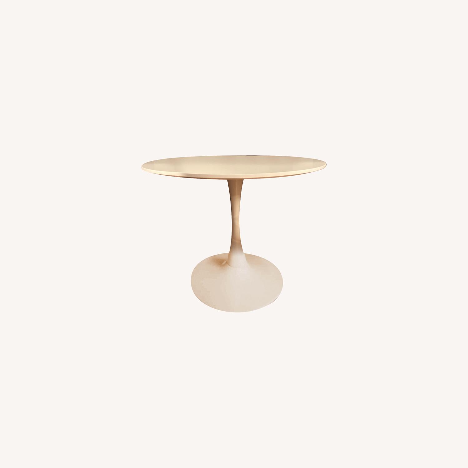 Wayfair White Circle Dining Table - AptDeco