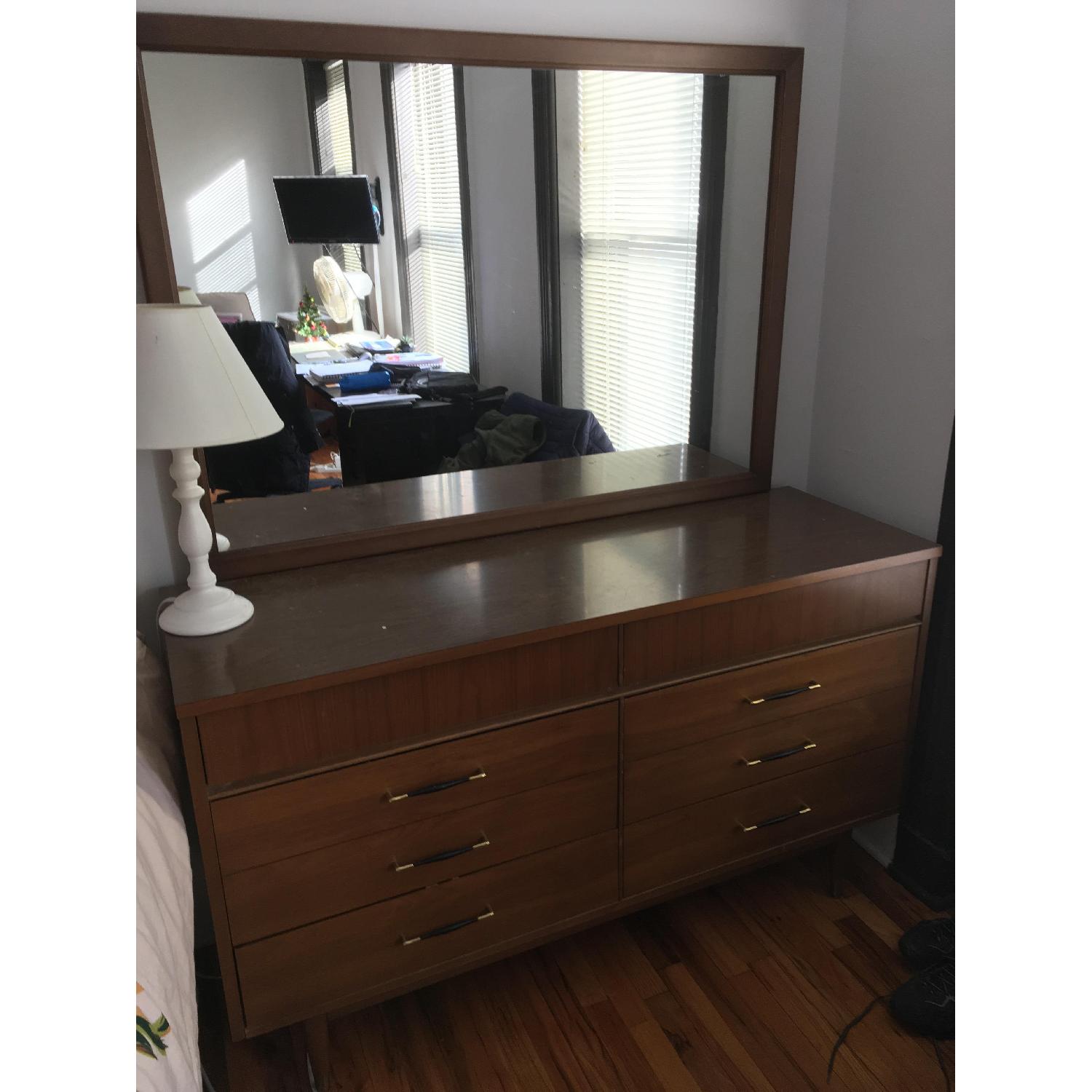 Mid-Century Modern Dresser w/ Detachable Mirror - AptDeco
